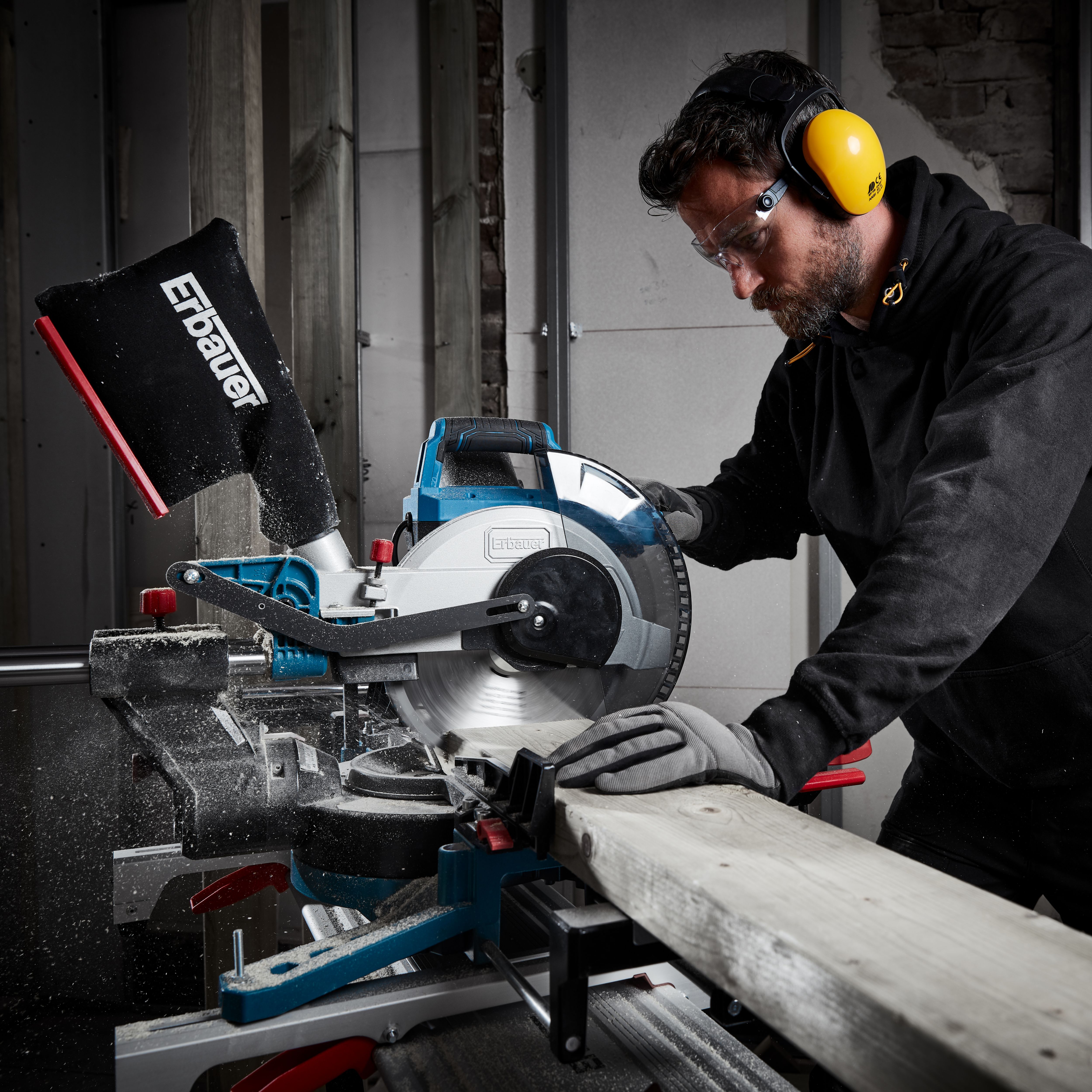 Miter saw b&q store