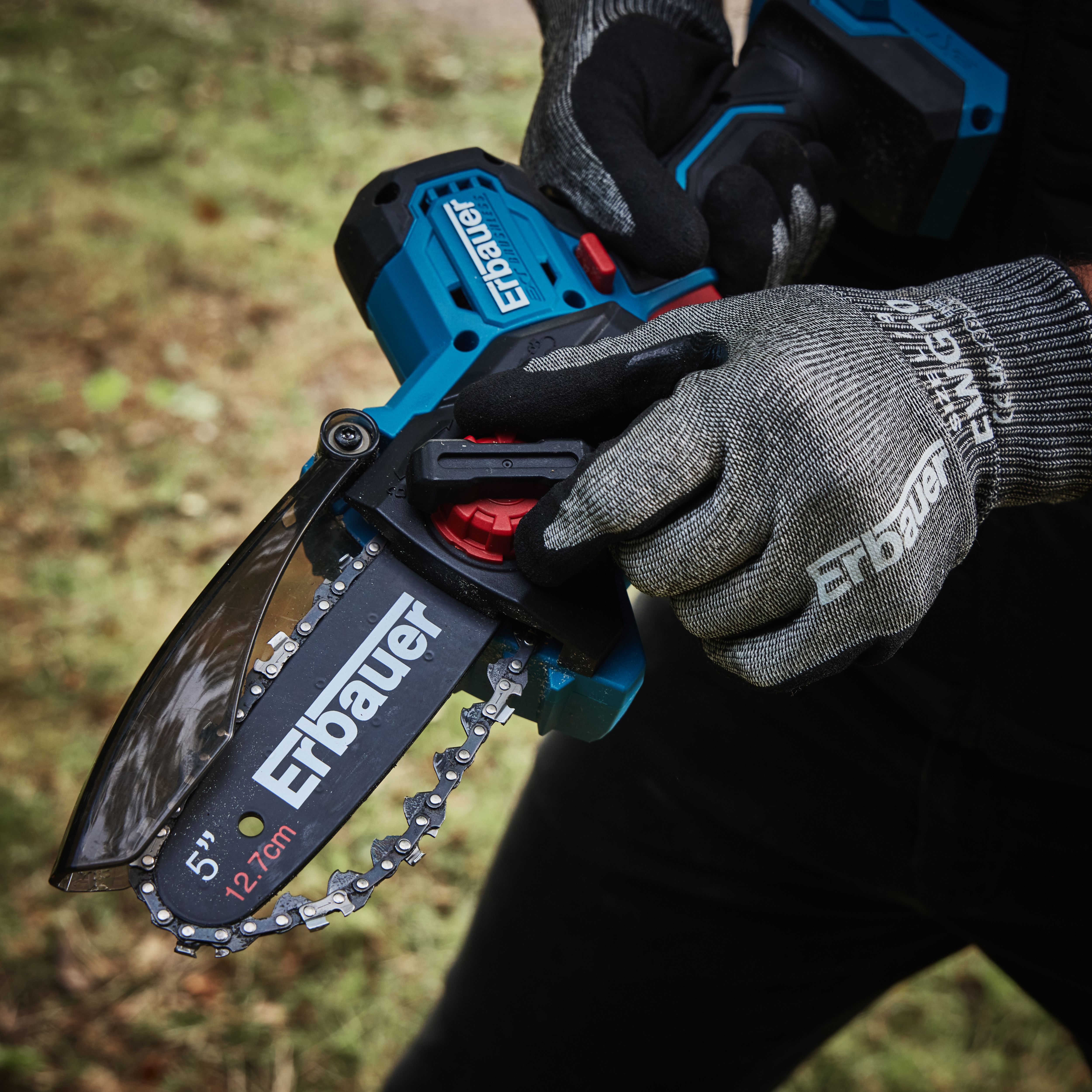 Erbauer 18V ERI1035PRS Cordless 120mm Chainsaw - BARE