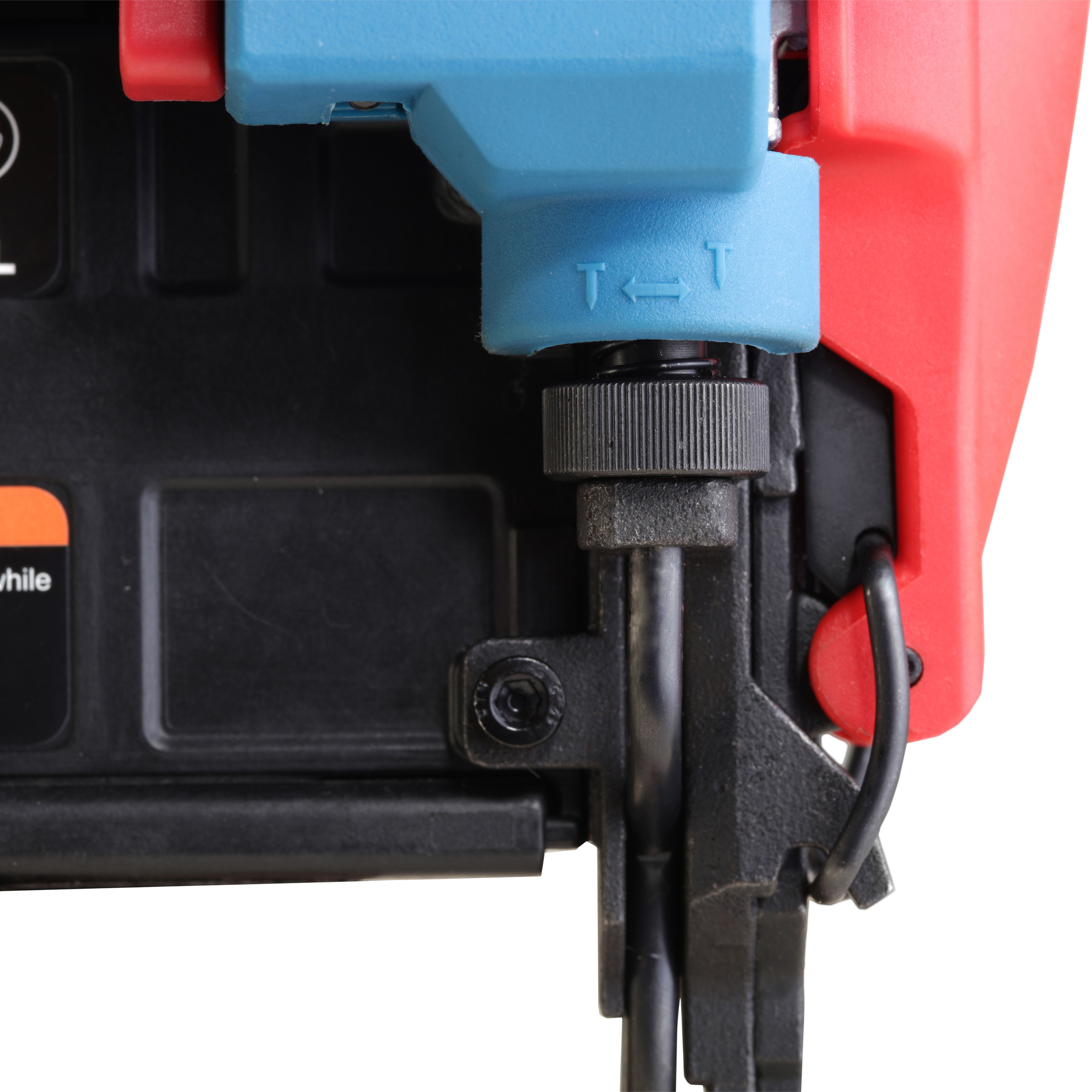 Erbauer 18V EXT Li-ion 55mm Second fix Cordless 18 gauge Nail gun (Bare ...