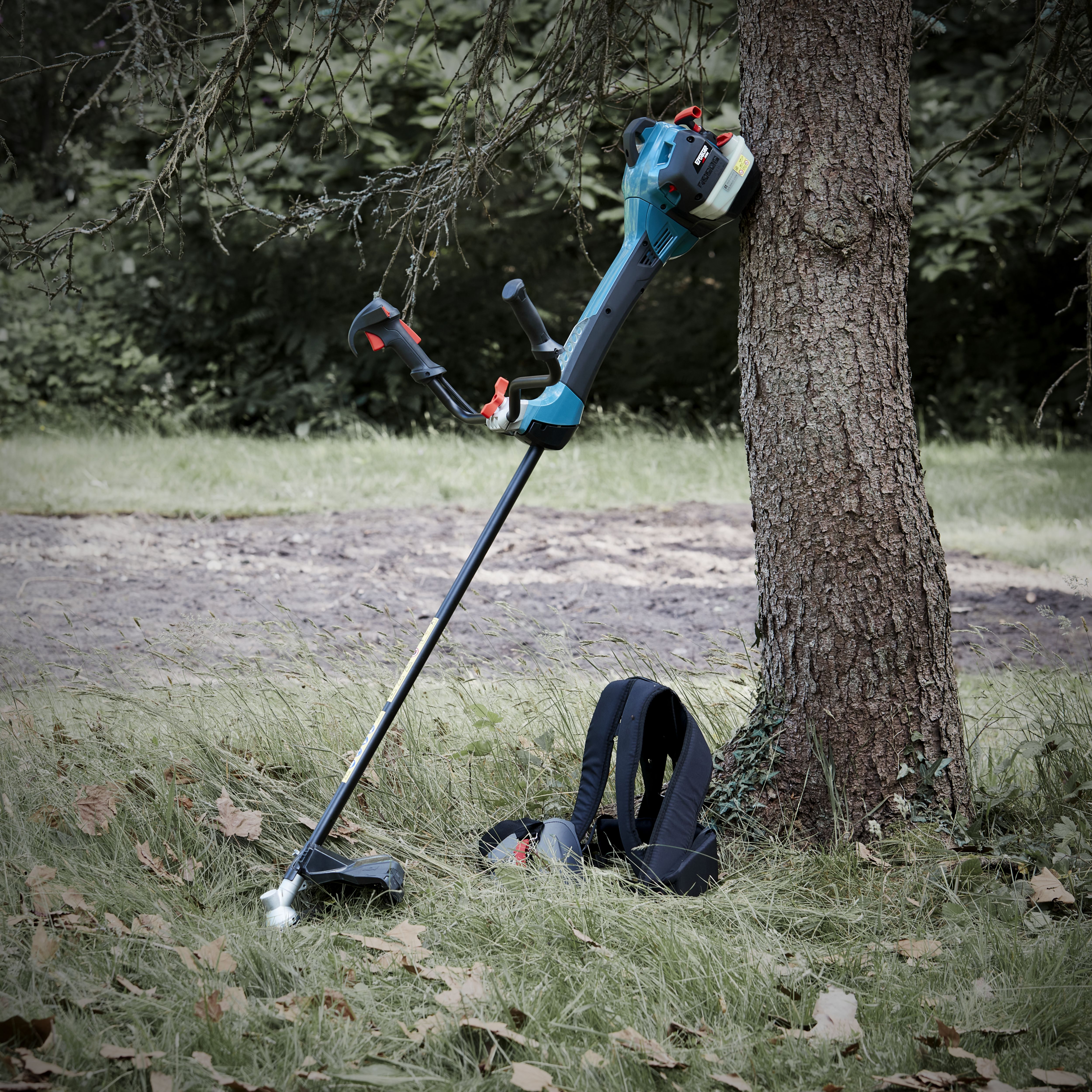 Erbauer 41cc Petrol EBCP41 2-in-1 brushcutter & grass trimmer