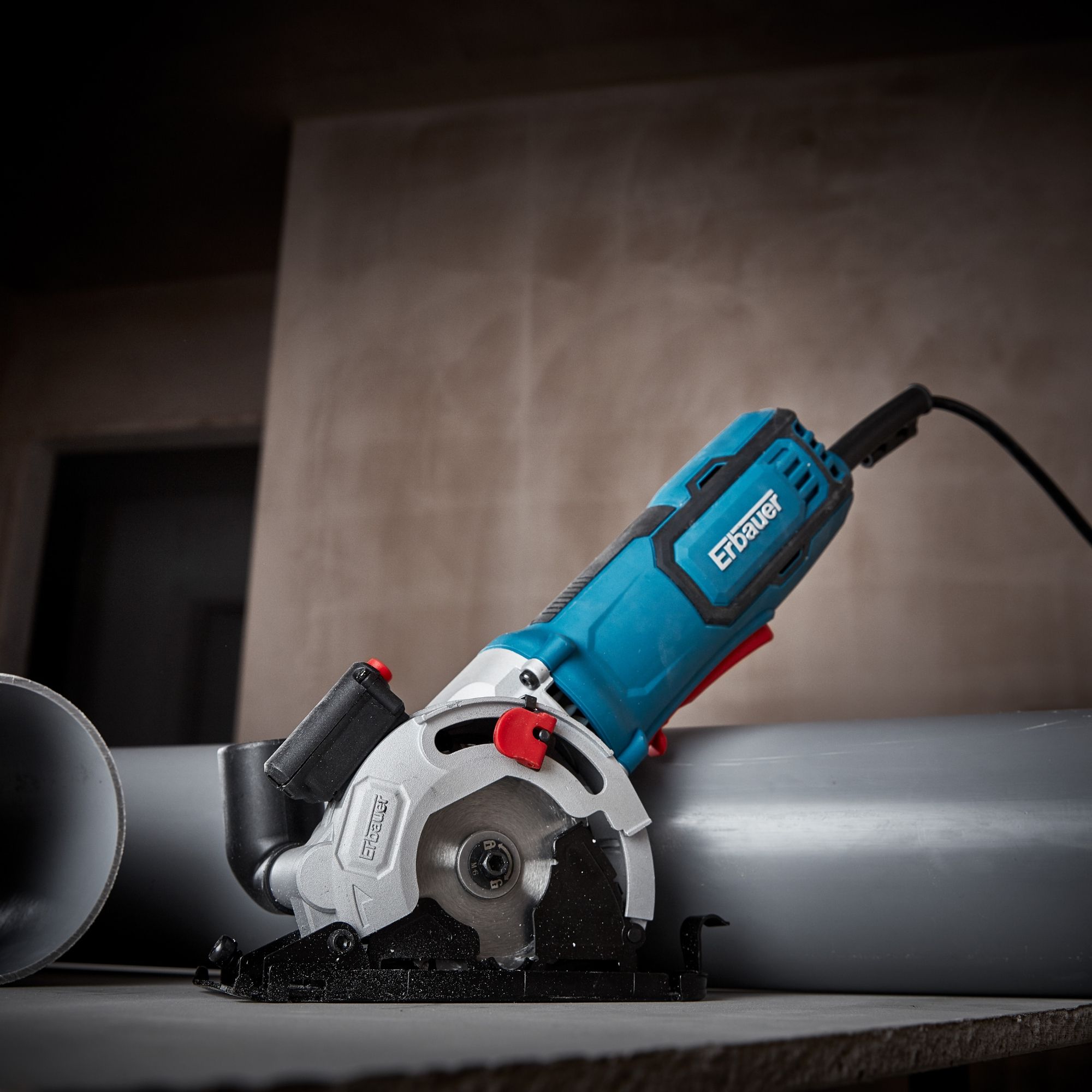 Erbauer 650W 220-240V 85mm Corded Mini saw EMCS650 | DIY at B&Q
