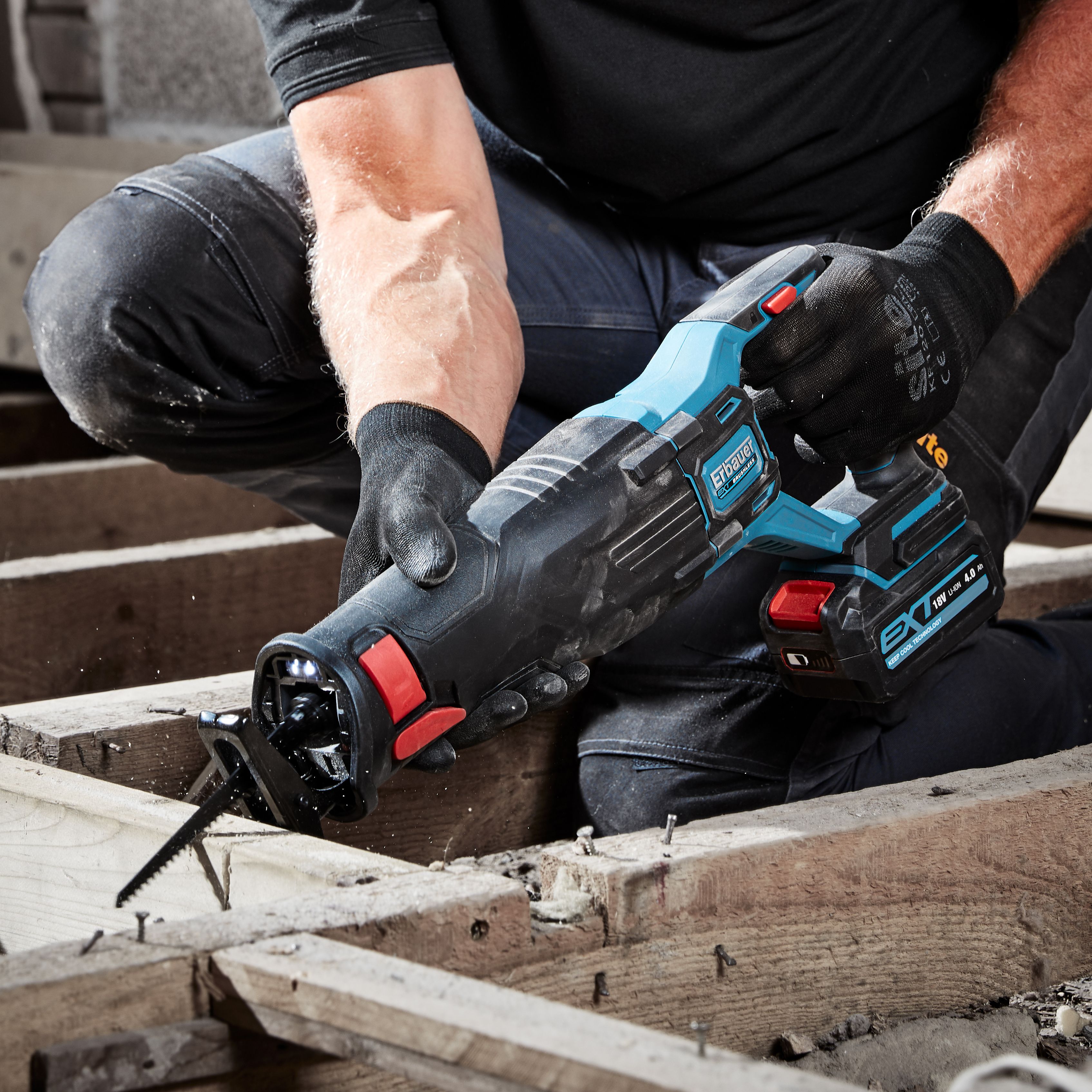 Erbauer EXT 18V 1 x 4Ah Li ion Cordless Reciprocating saw ERS18 Li