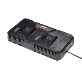 Power Tool Batteries & Chargers | DIY at B&Q