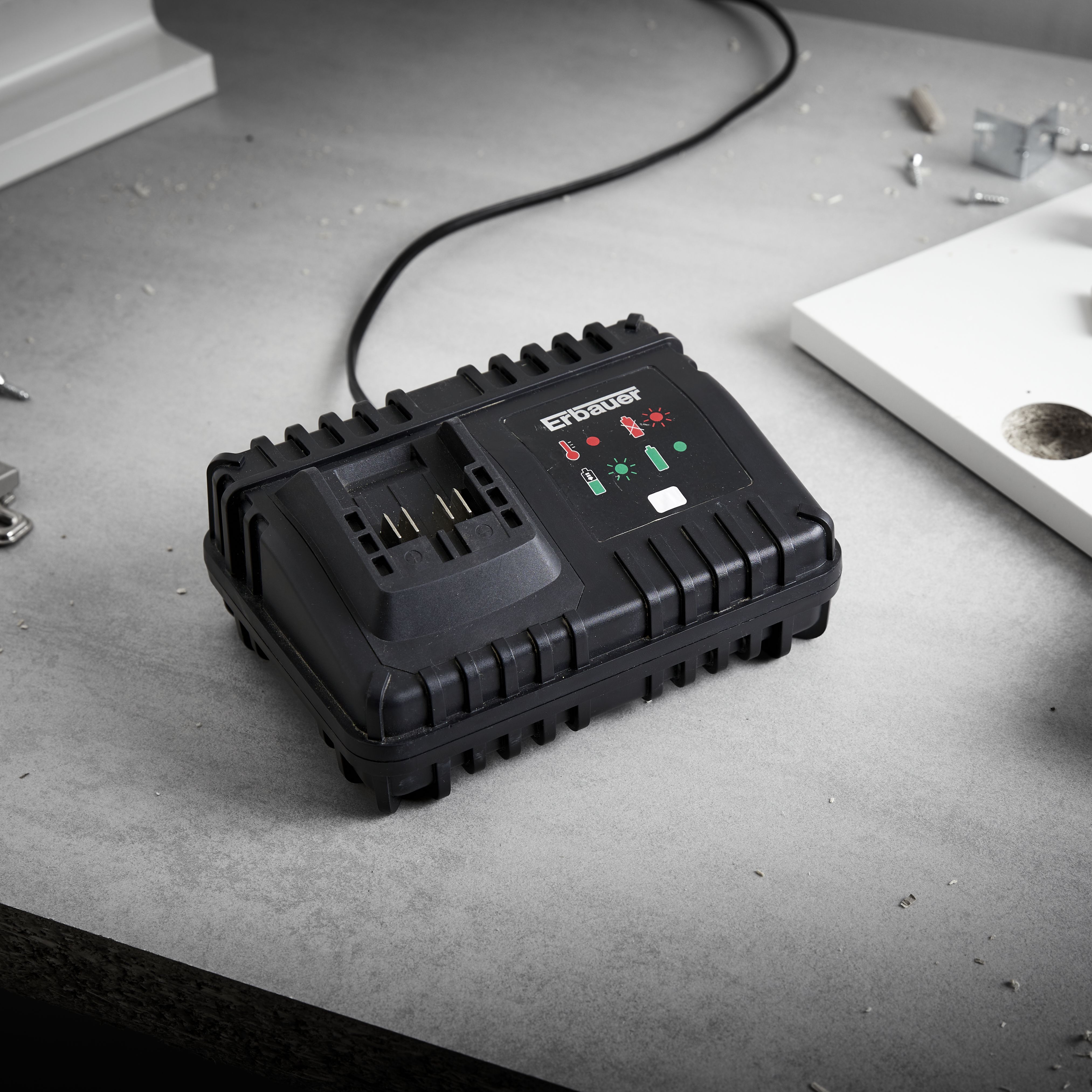Erbauer EXT compact Fast Battery charger - EBFC12-Li