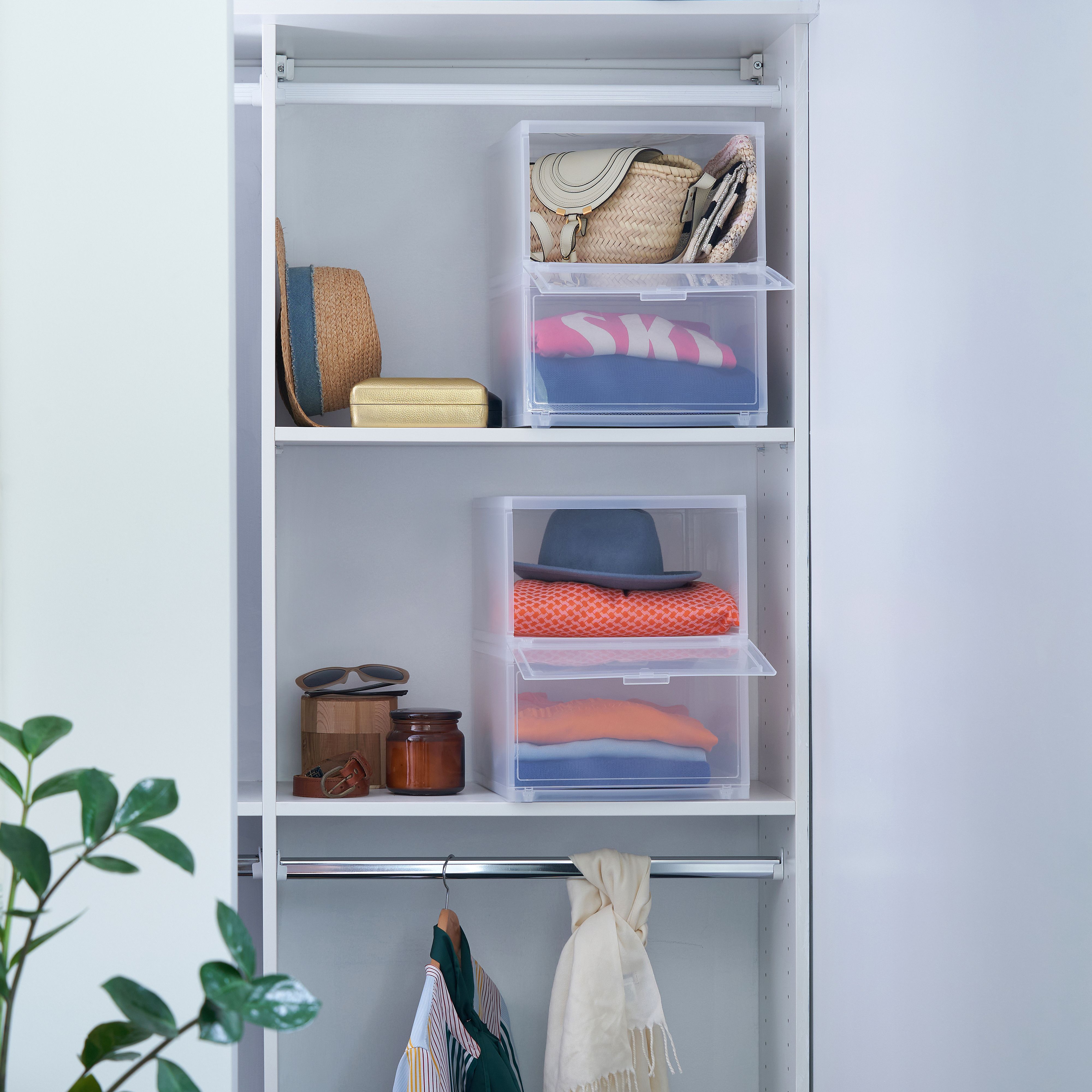 Ezy Storage Lada Clear 19L Large Stackable Storage box & Integrated lid