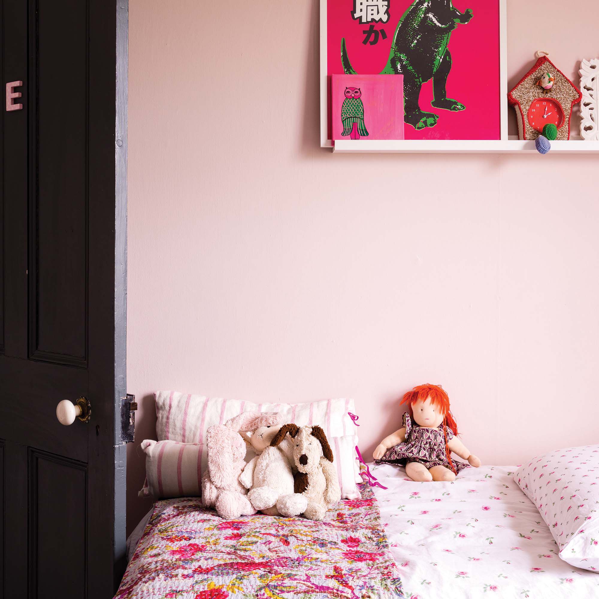 Farrow & Ball Estate Middleton Pink No.245 Eggshell Paint, 750ml