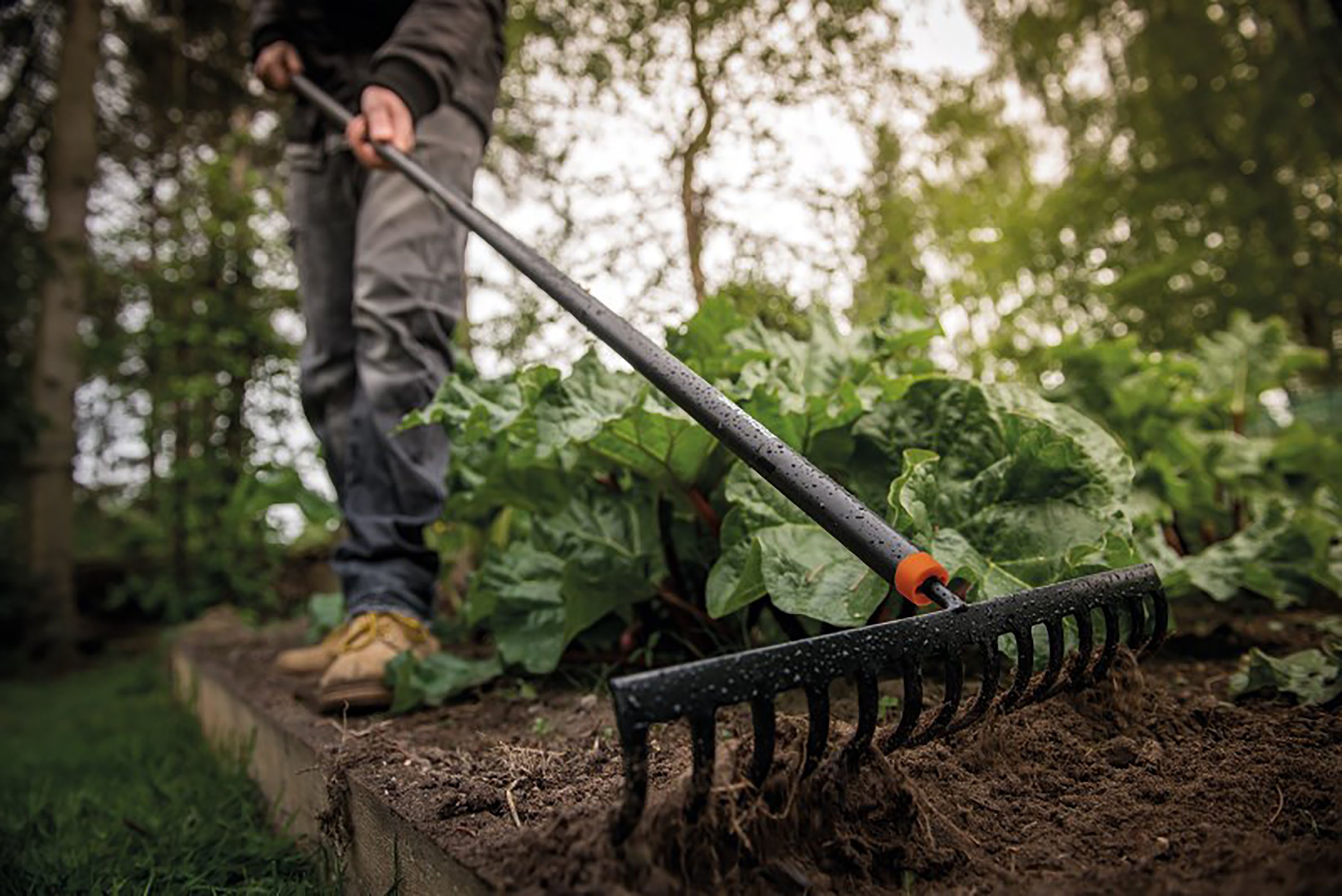 Landscaping Tools Soil Leveling Fiskars 60-Inch Pro Garden Rake ...