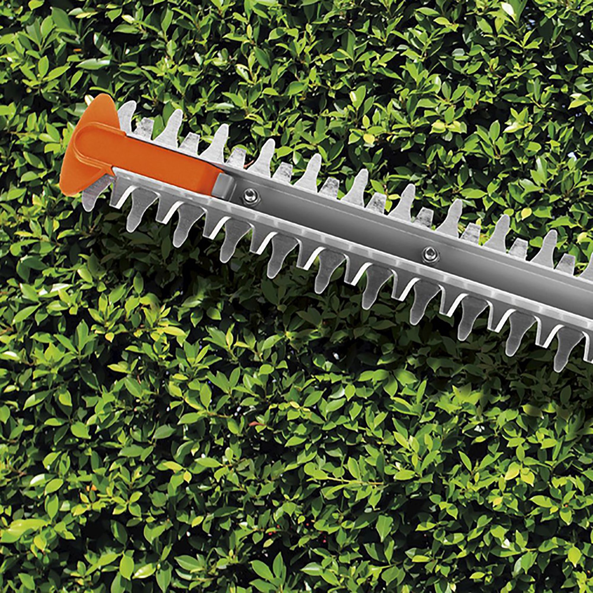 Flymo Simplicut Li 14.4V Cordless Hedge trimmer