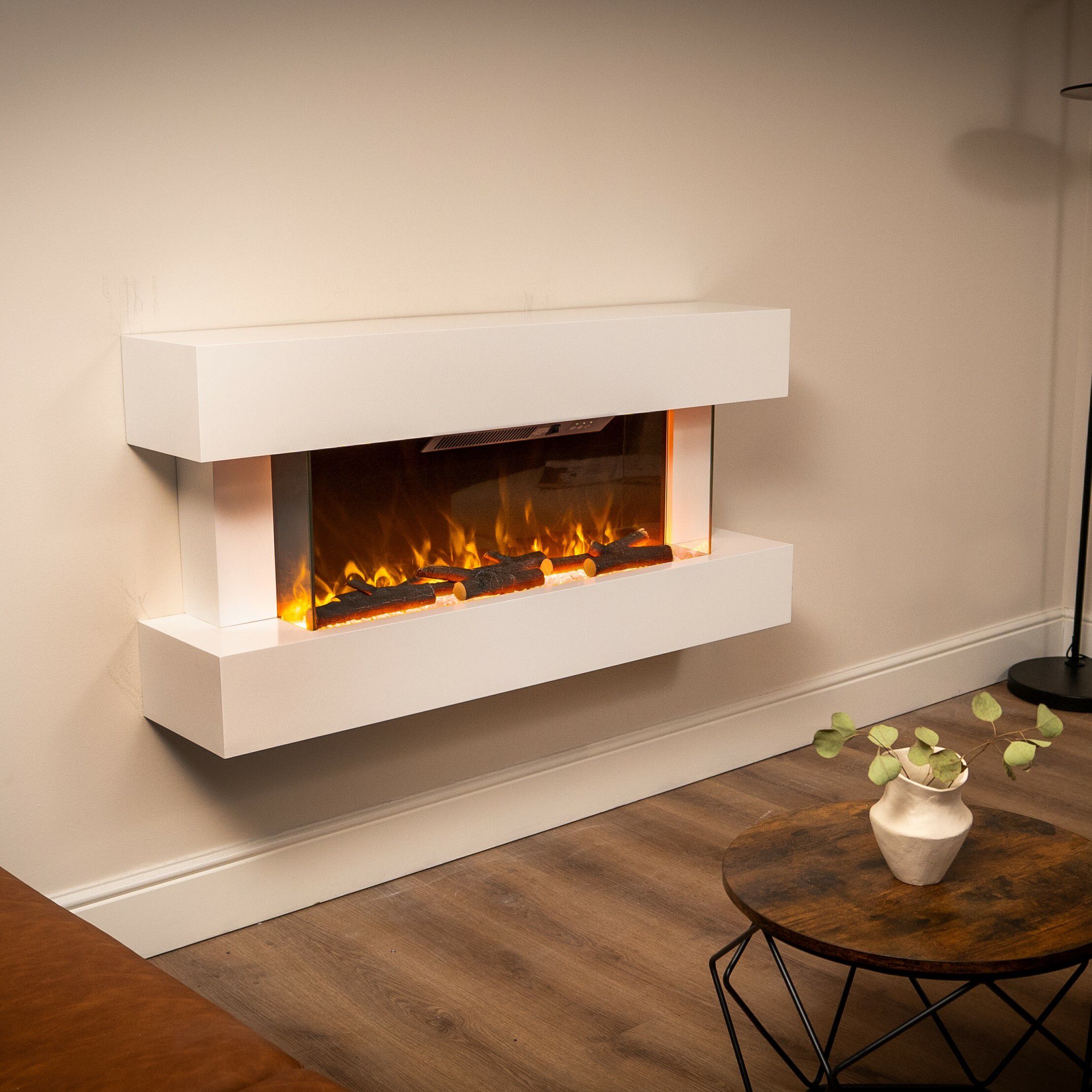 Focal Point Ashford White Metal & wood Freestanding & wall-mounted ...