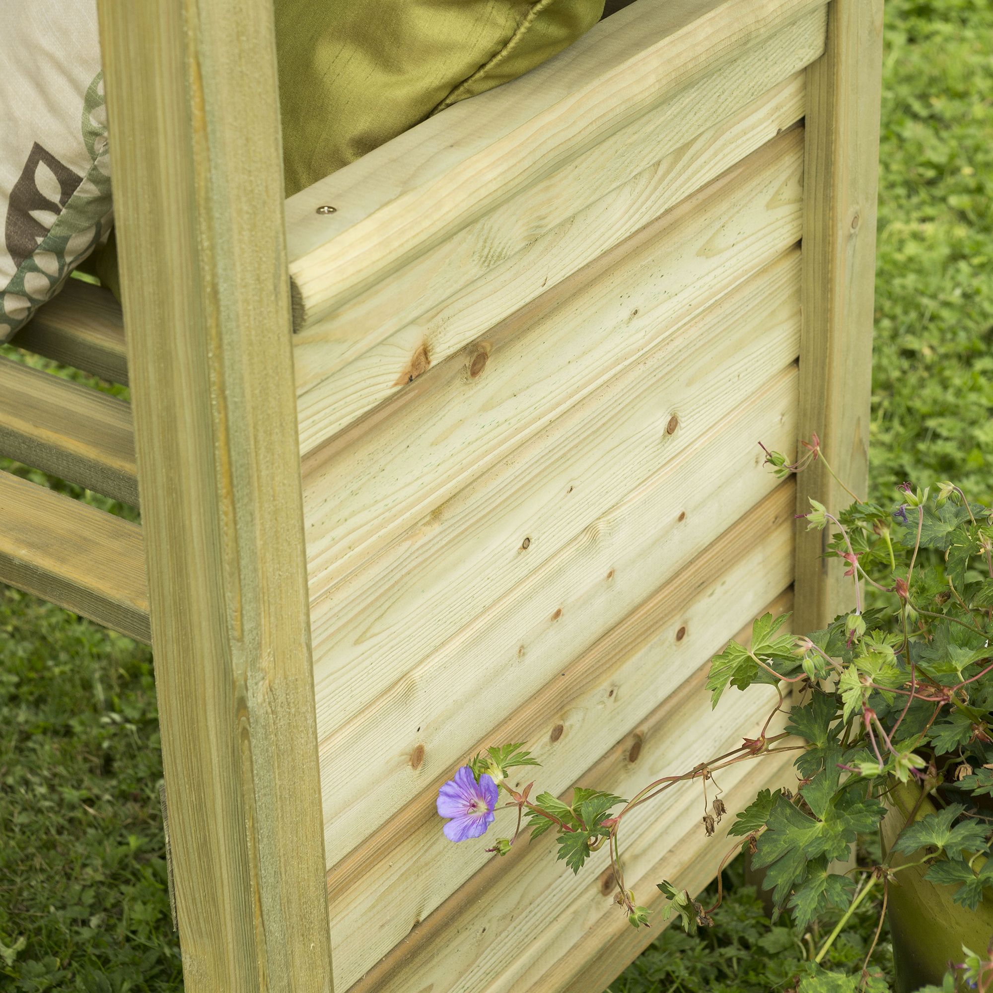 Forest Garden Venetian Corner Arbour, (H)2500mm (W)2330mm (D)1610mm ...