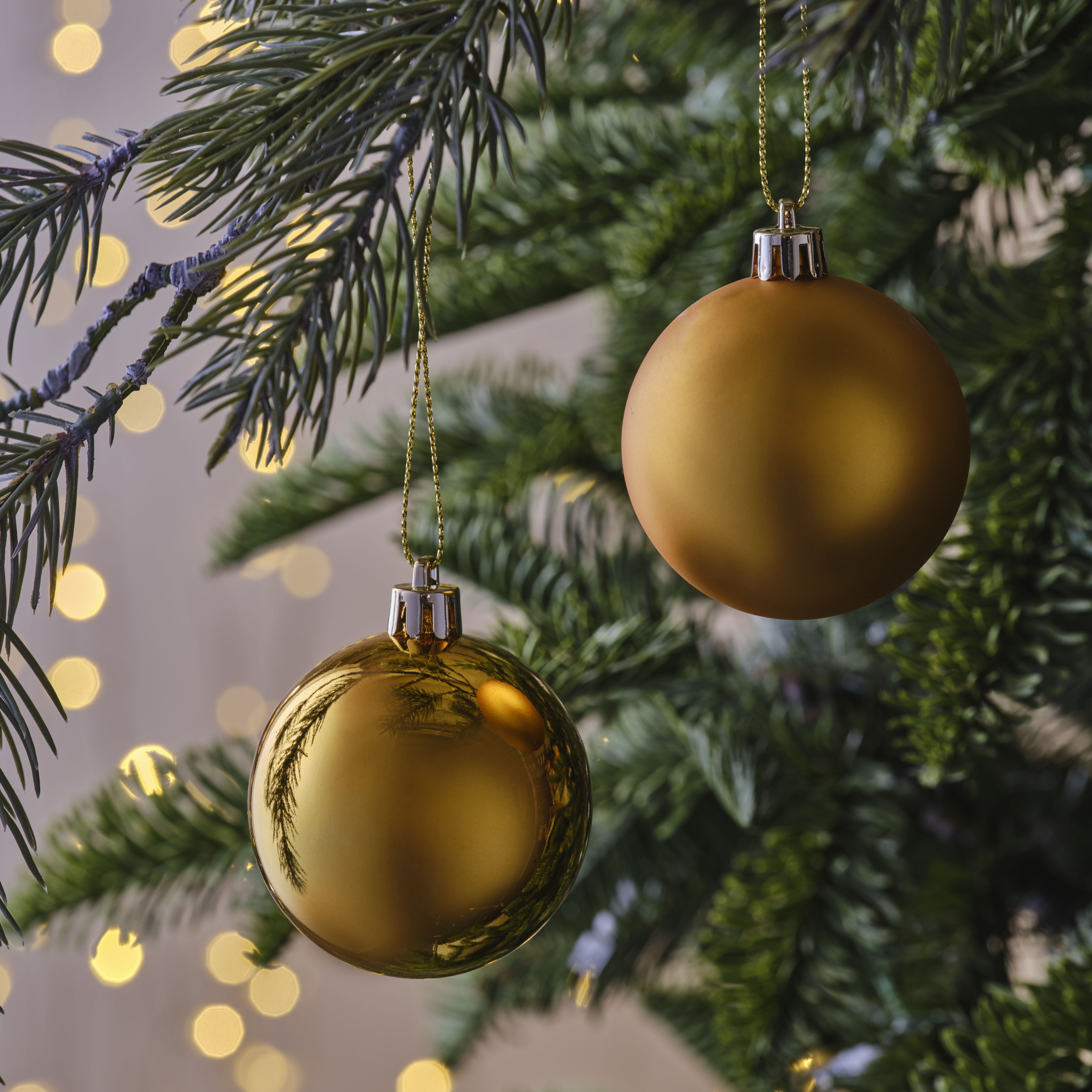 Gold effect Plastic Round Christmas bauble set, Pack of 10 (D) 60mm