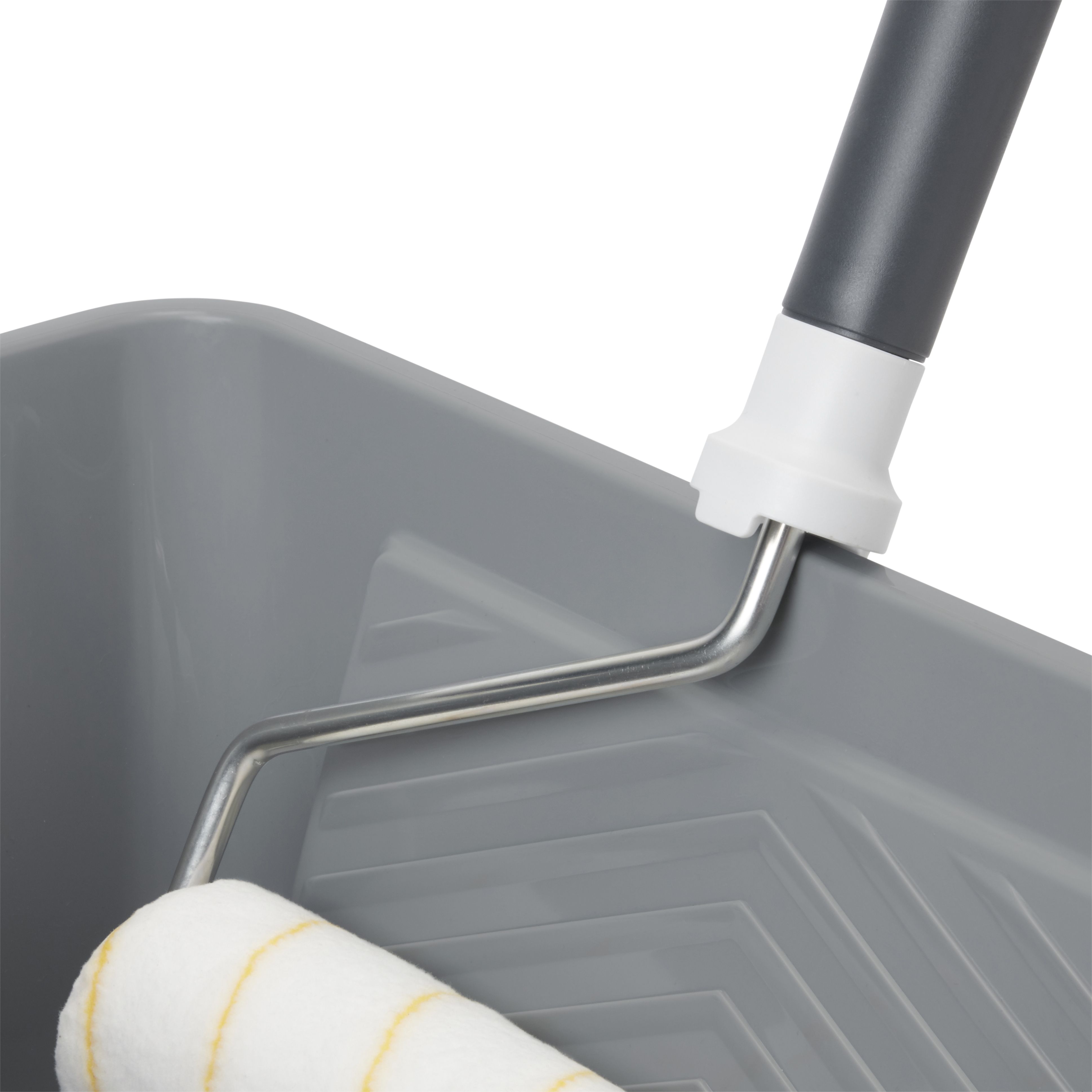 GoodHome 8L Paint scuttle | DIY at B&Q