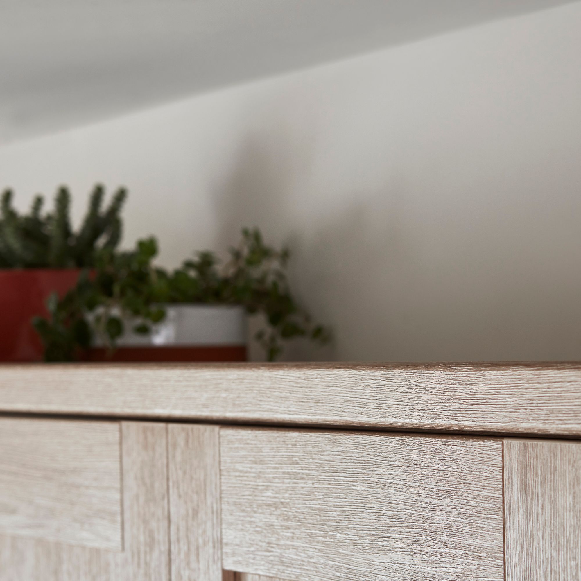 GoodHome Alpinia Matt light oak effect Straight Cornice & pelmet, (L ...