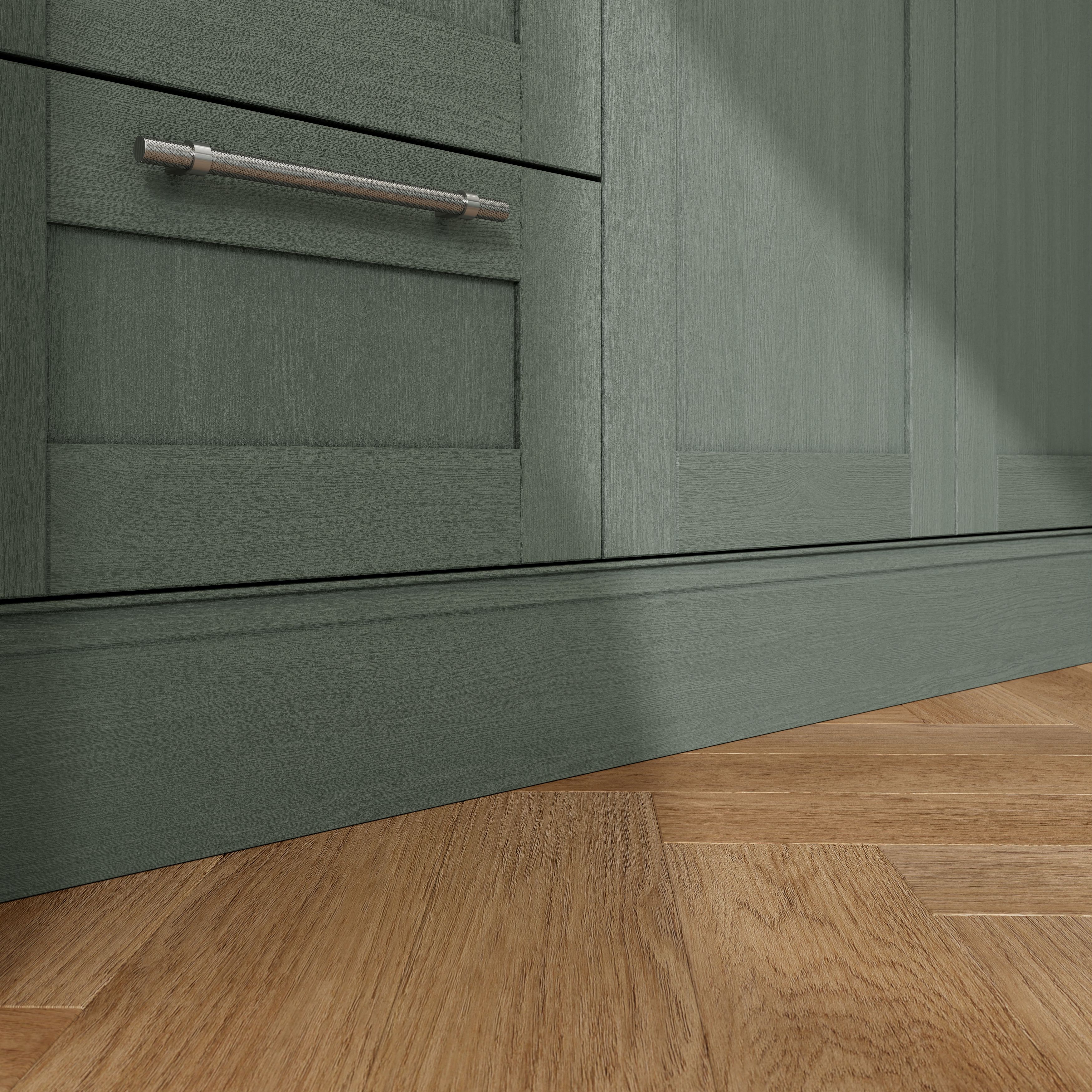 GoodHome Alpinia Reed Green Wood effect Square edge Stepped Plinth, (L ...