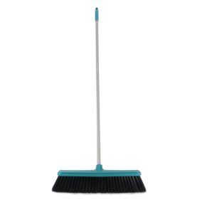 Brooms | Household cleaning | B&Q