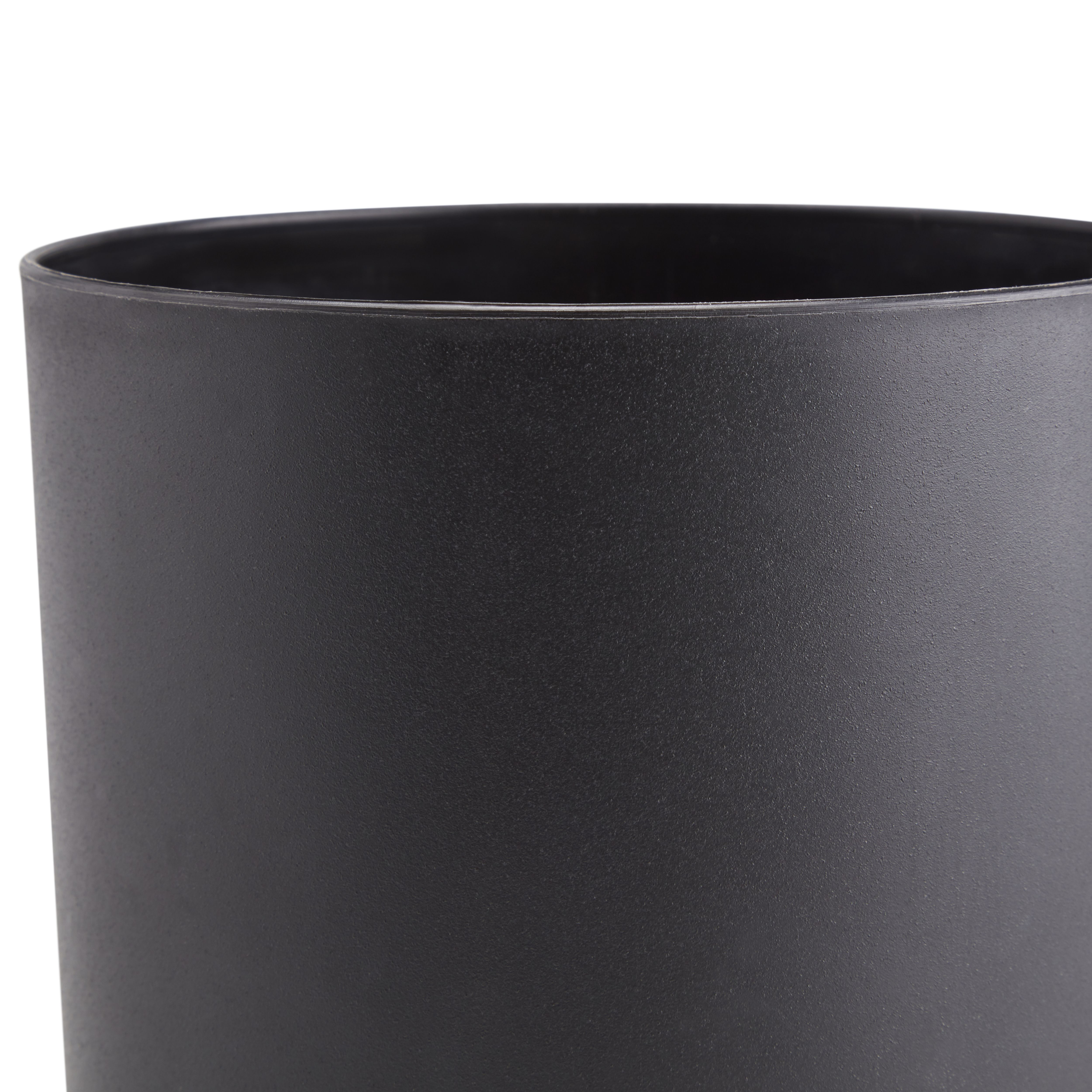 GoodHome Black Plastic Plant pot (Dia) 20.7cm, (H)18cm, 5.65L