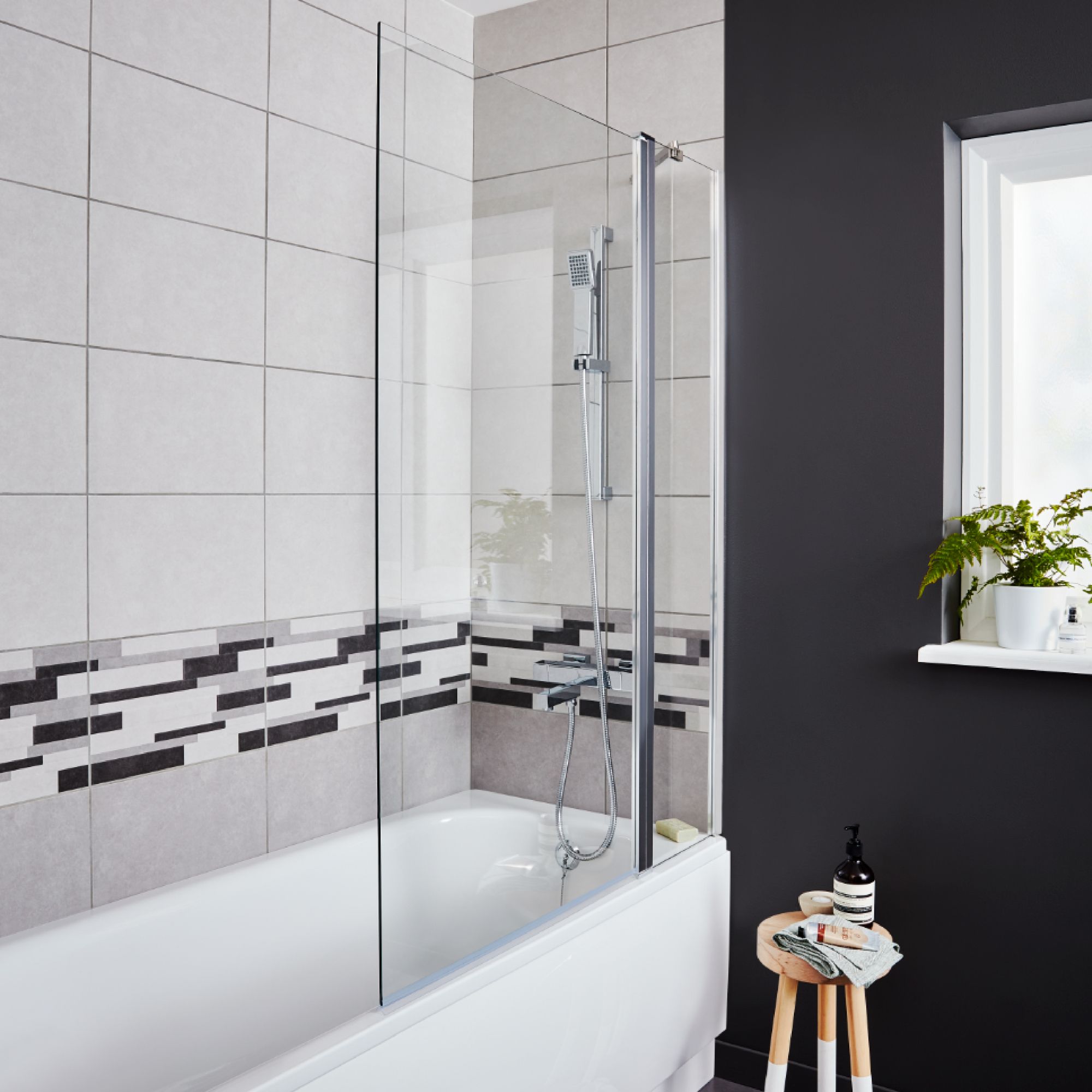 GoodHome calera Straight 2 panel Clear glass silver effect frame Bath ...