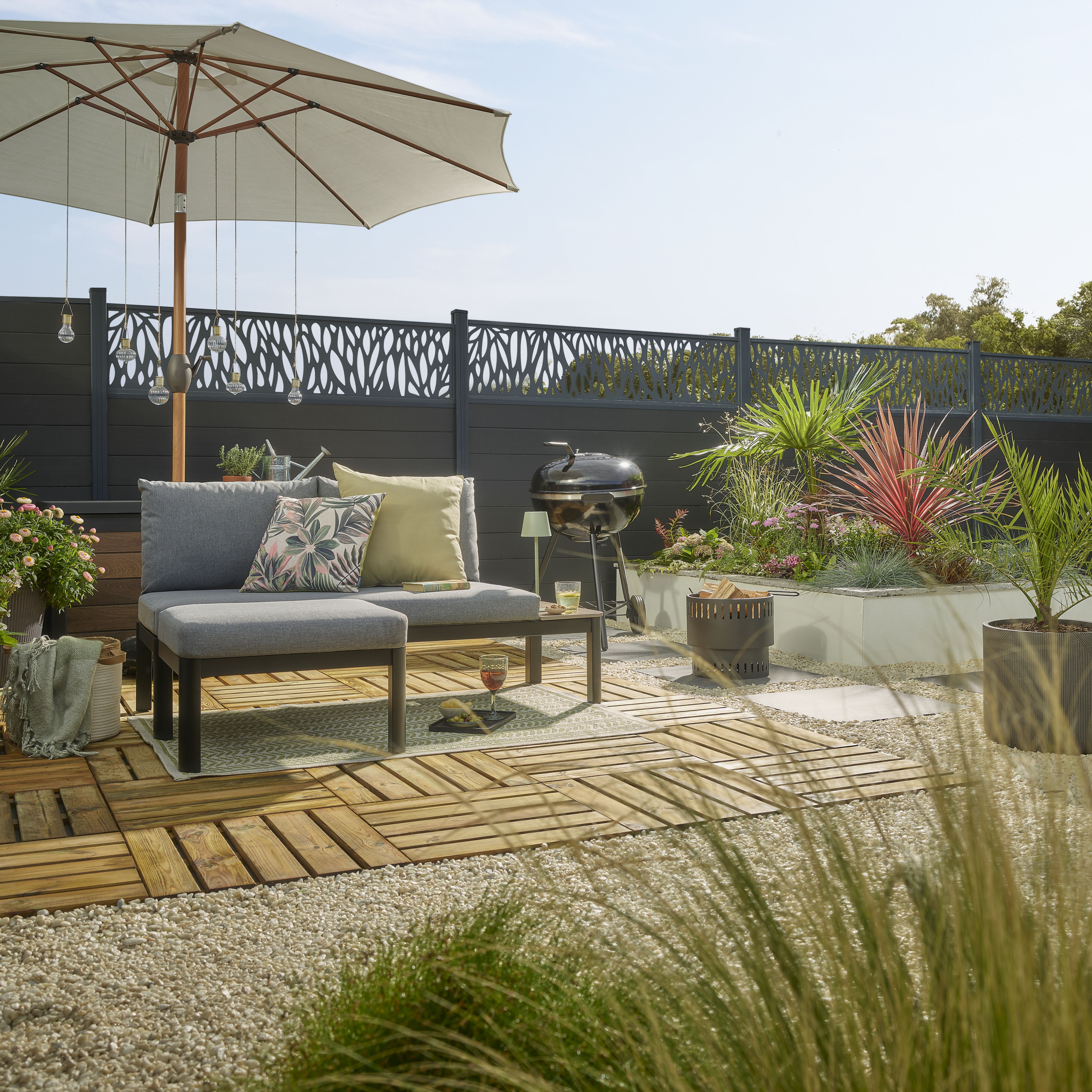 B&q parasol store
