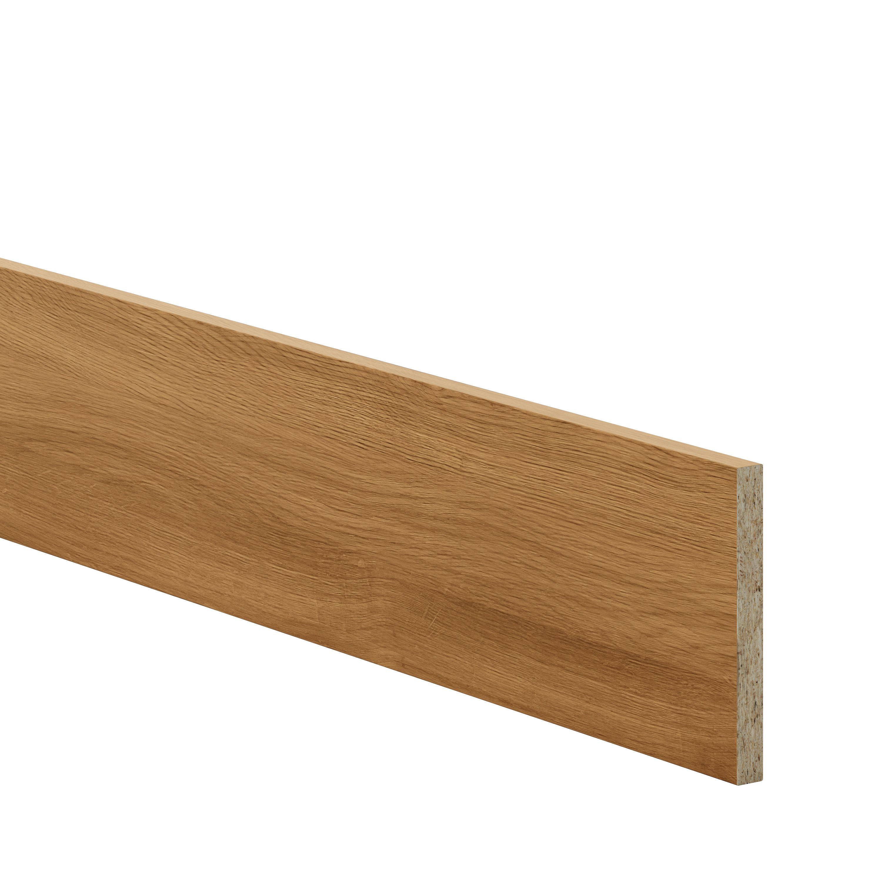 GoodHome Chia Horizontal woodgrain effect Square edge Plinth, (L)2400mm ...