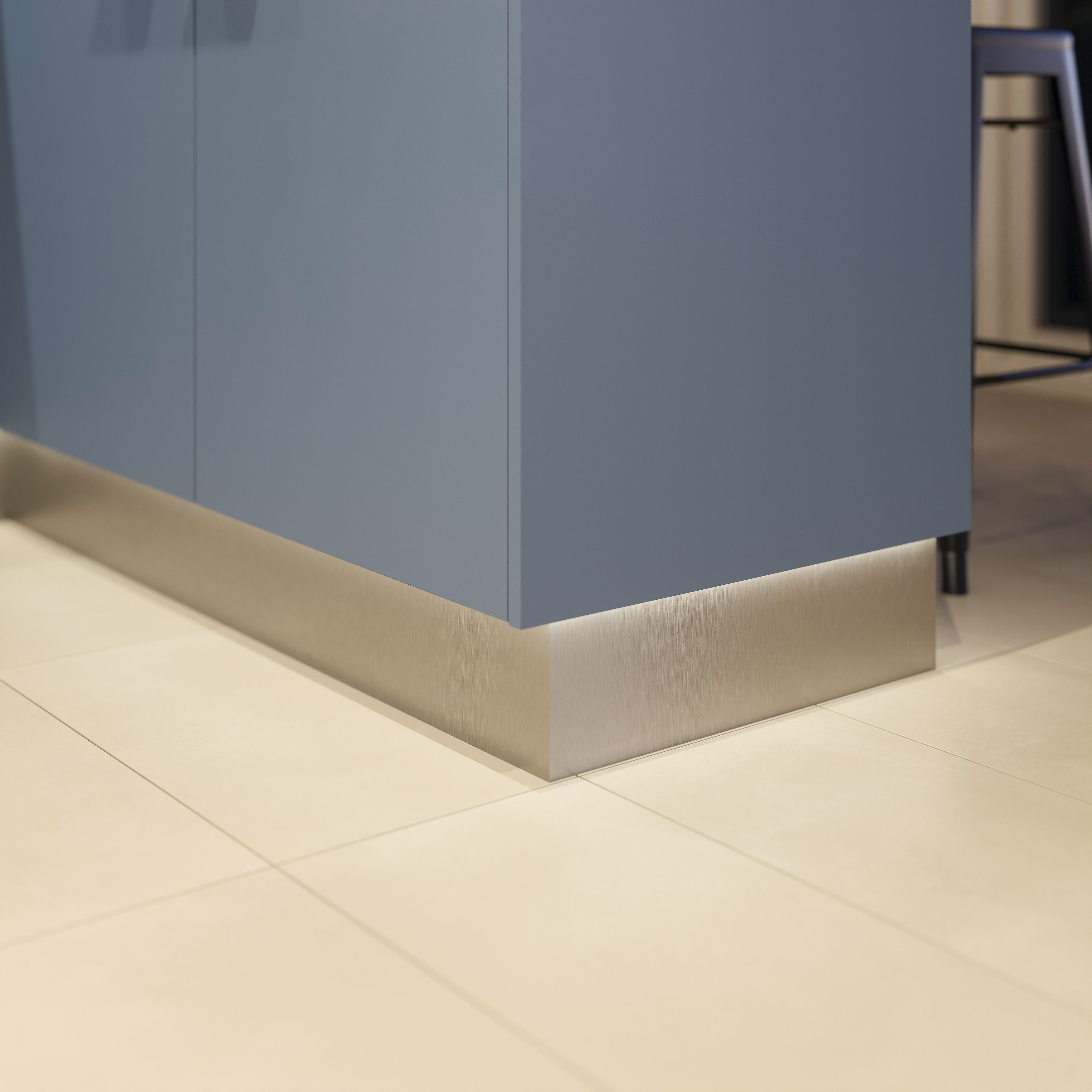 GoodHome Cicely Sliver Stainless steel effect 4 sided bevelled edge ...