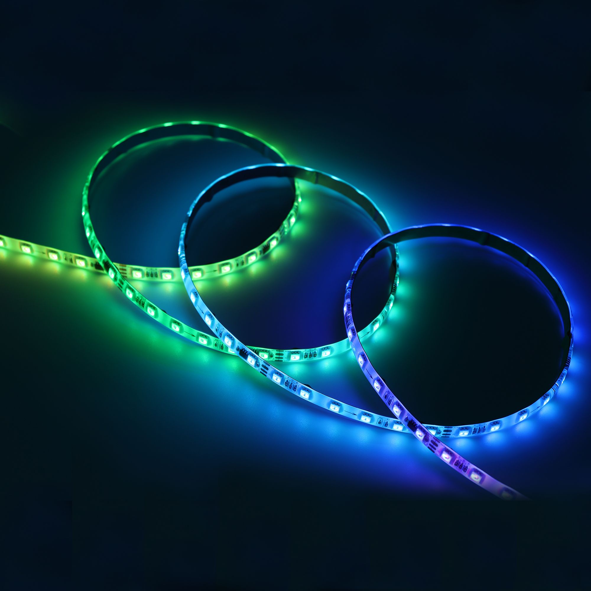 GoodHome Mains-powered (plug-in) LED Cool white, RGB & warm white Strip ...