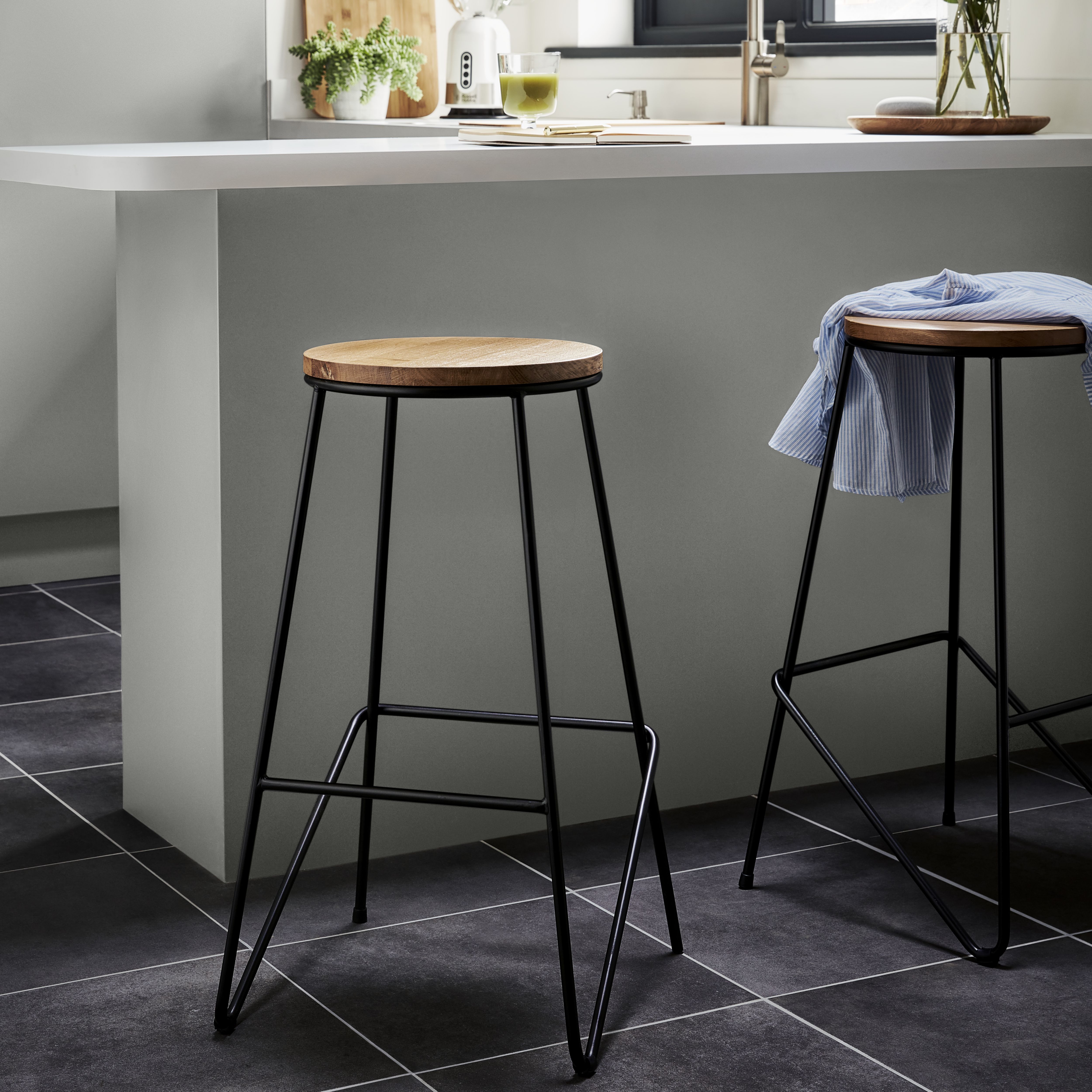 GoodHome Maloux Black Metal Bar stool | DIY at B&Q