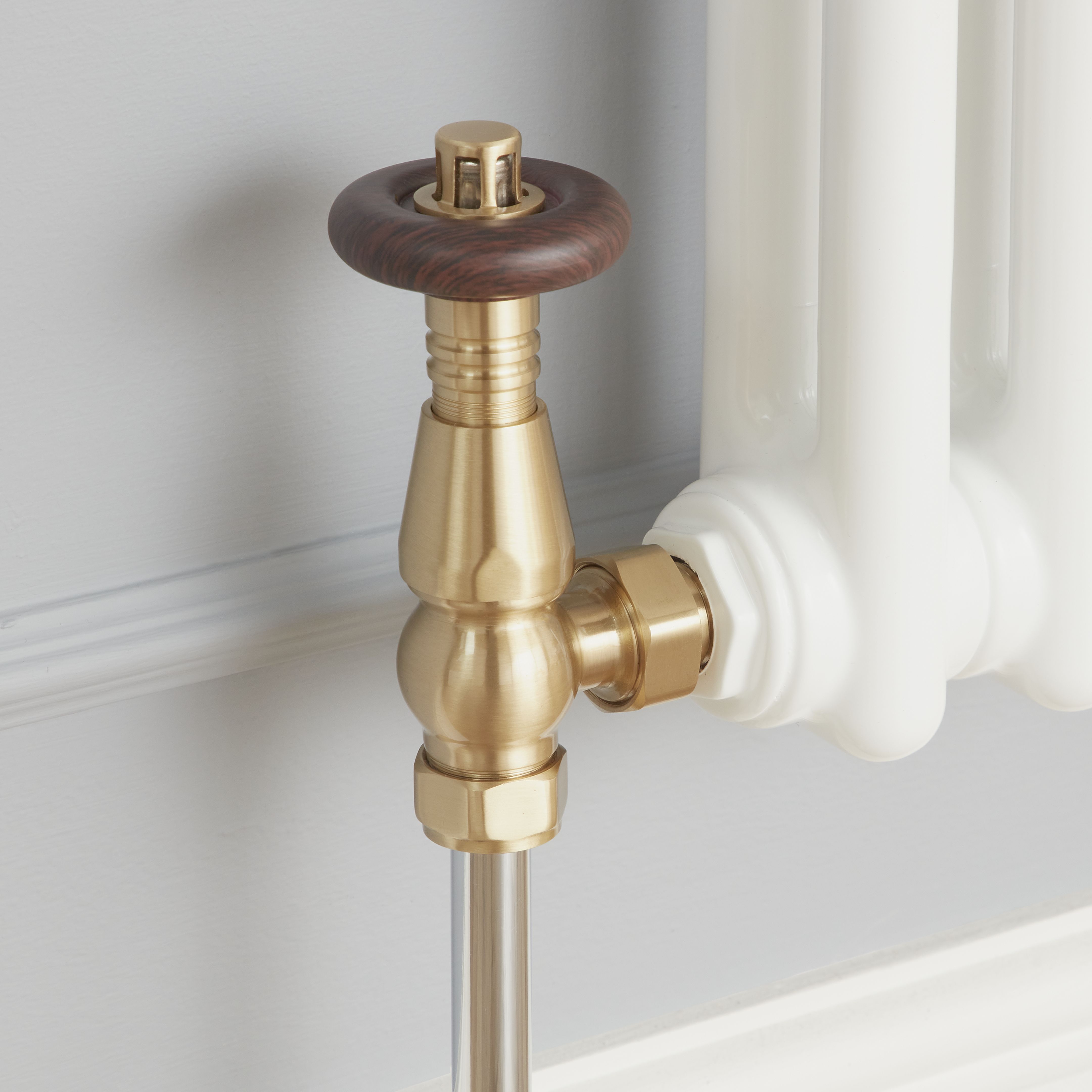 GoodHome Polished Gold Angled Radiator valve & lockshield (Dia)15mm x ½"