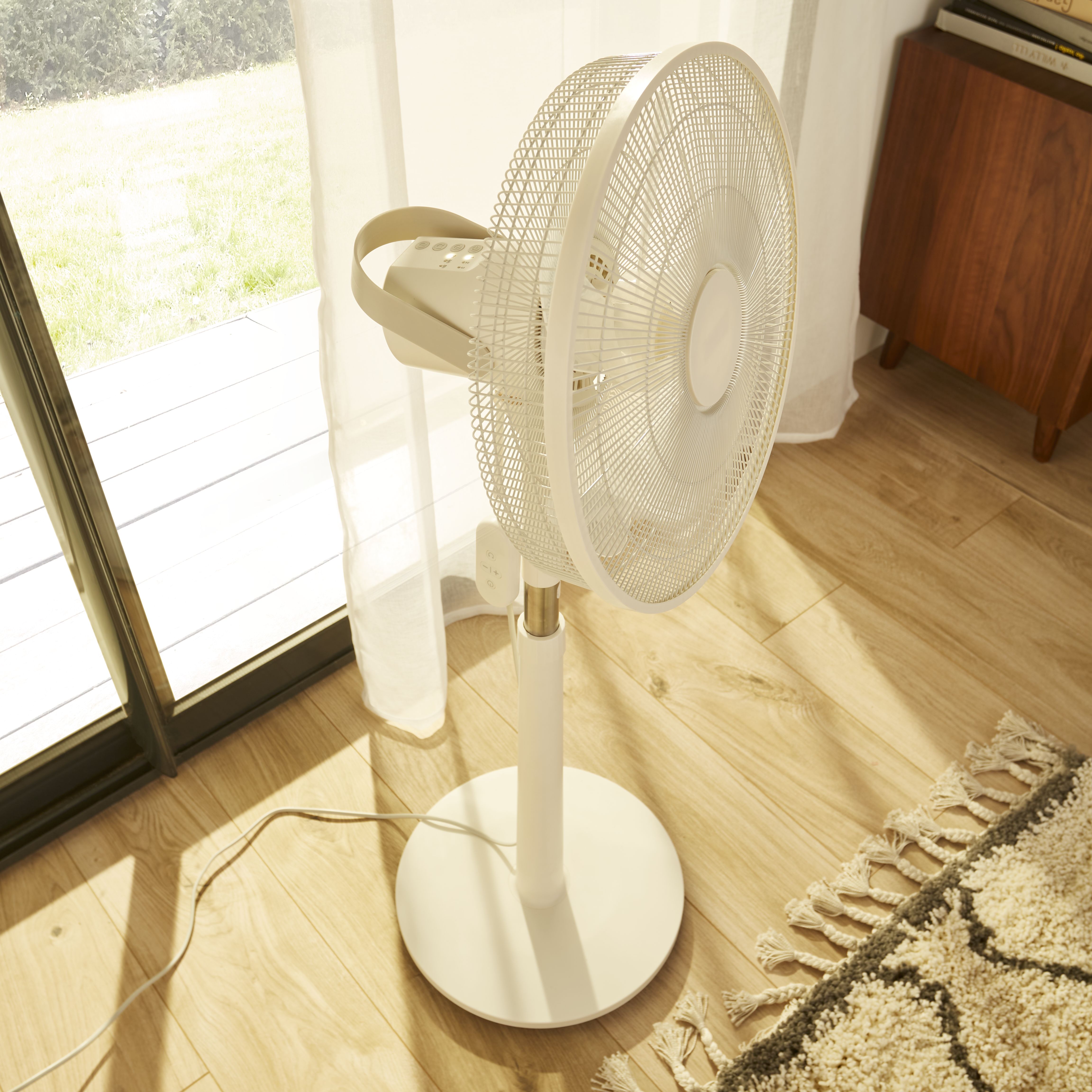 GoodHome White 14" Carrao Pedestal fan