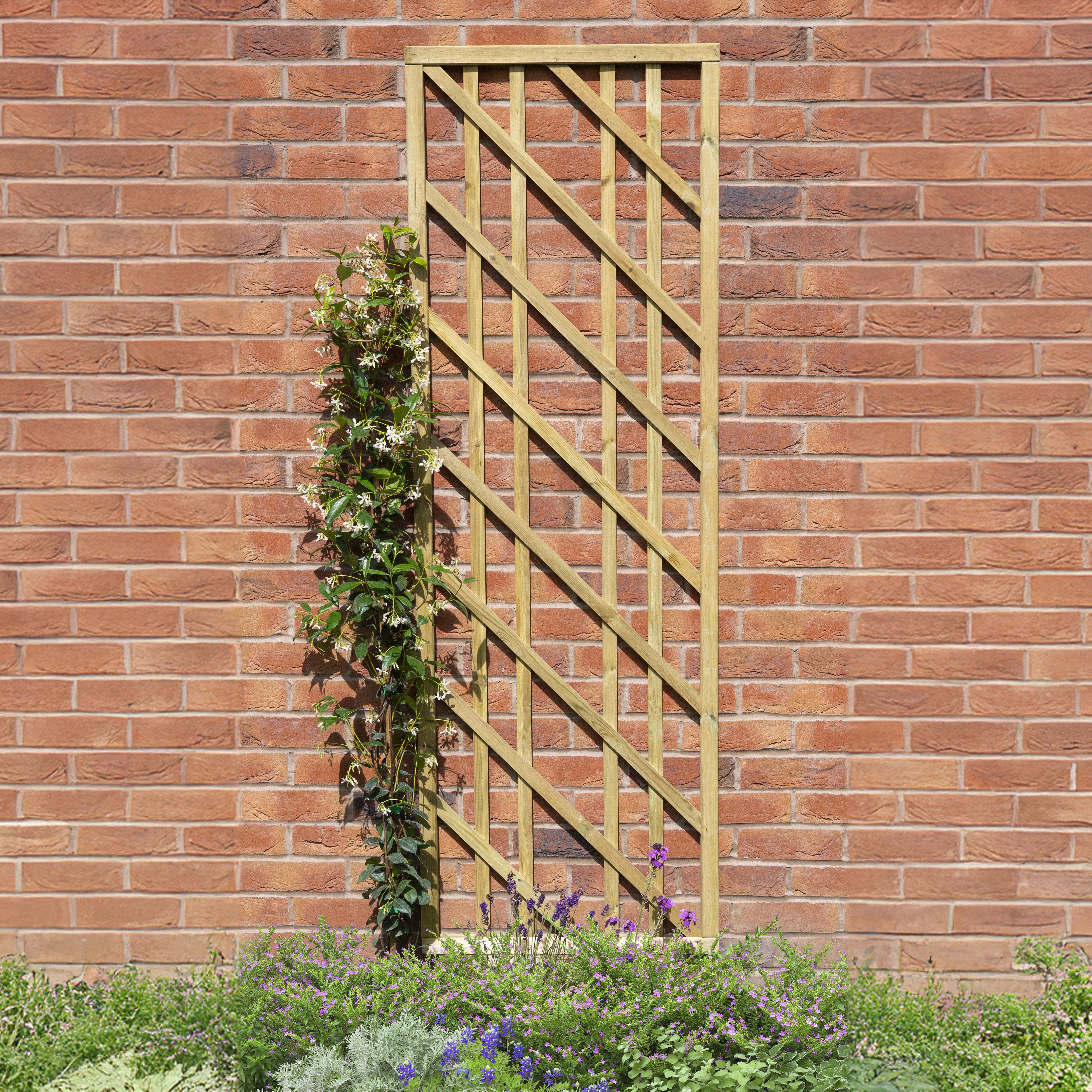 Grange 6ft Diagonal Wood Trellis (W)60cm x (H)180cm