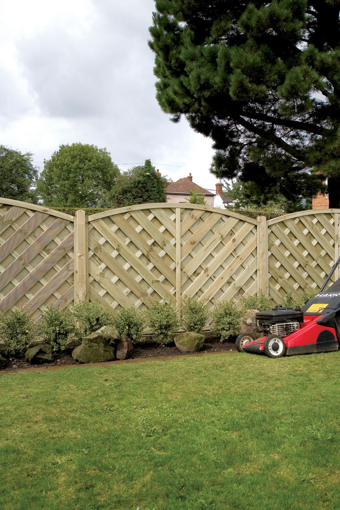 Grange St Lunair Diagonal slat Fence panel (W)1.8m (H)1.2m, Pack of 3 ...