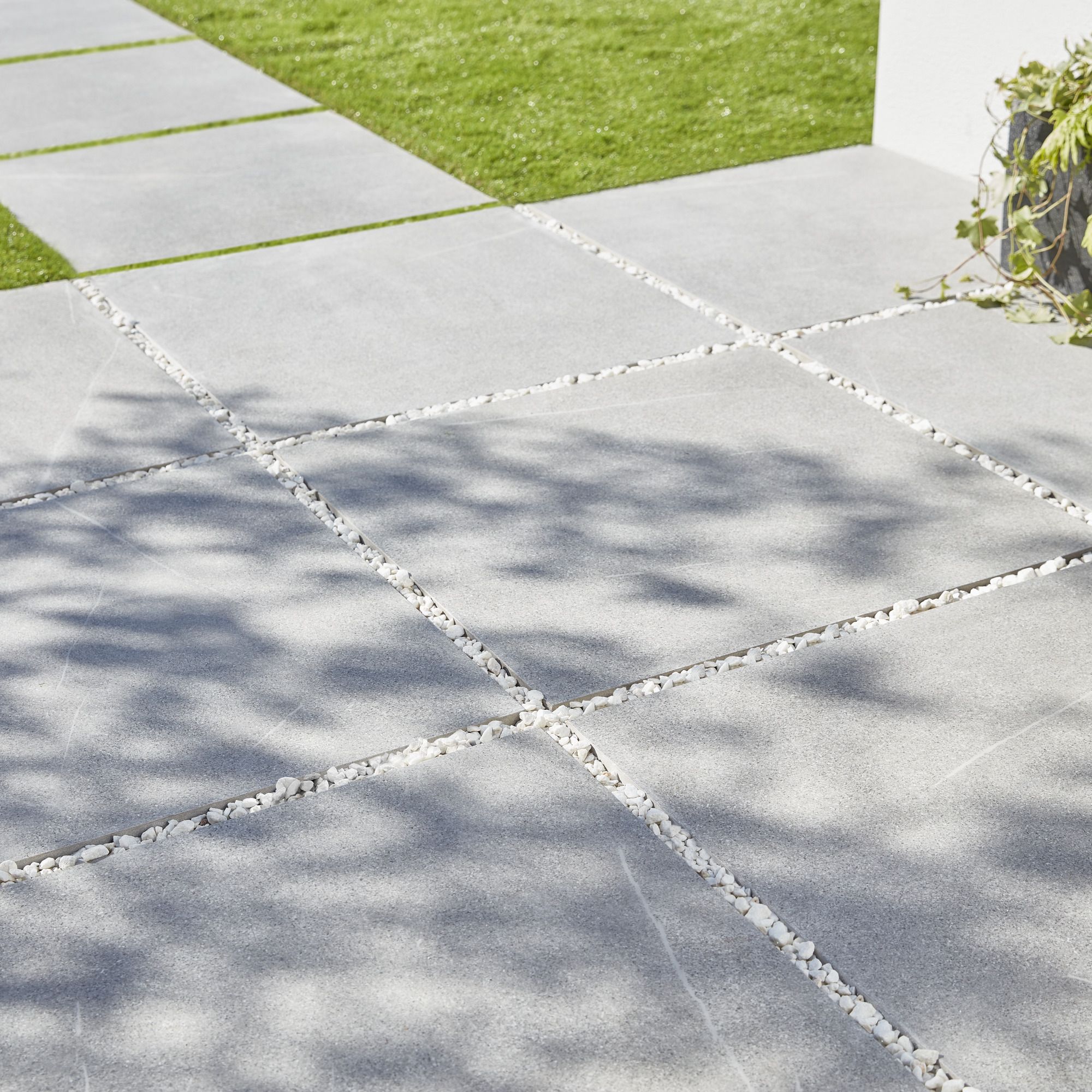 Grey Matt Stone effect Porcelain Outdoor Floor Tile, Pack of 2, (L ...