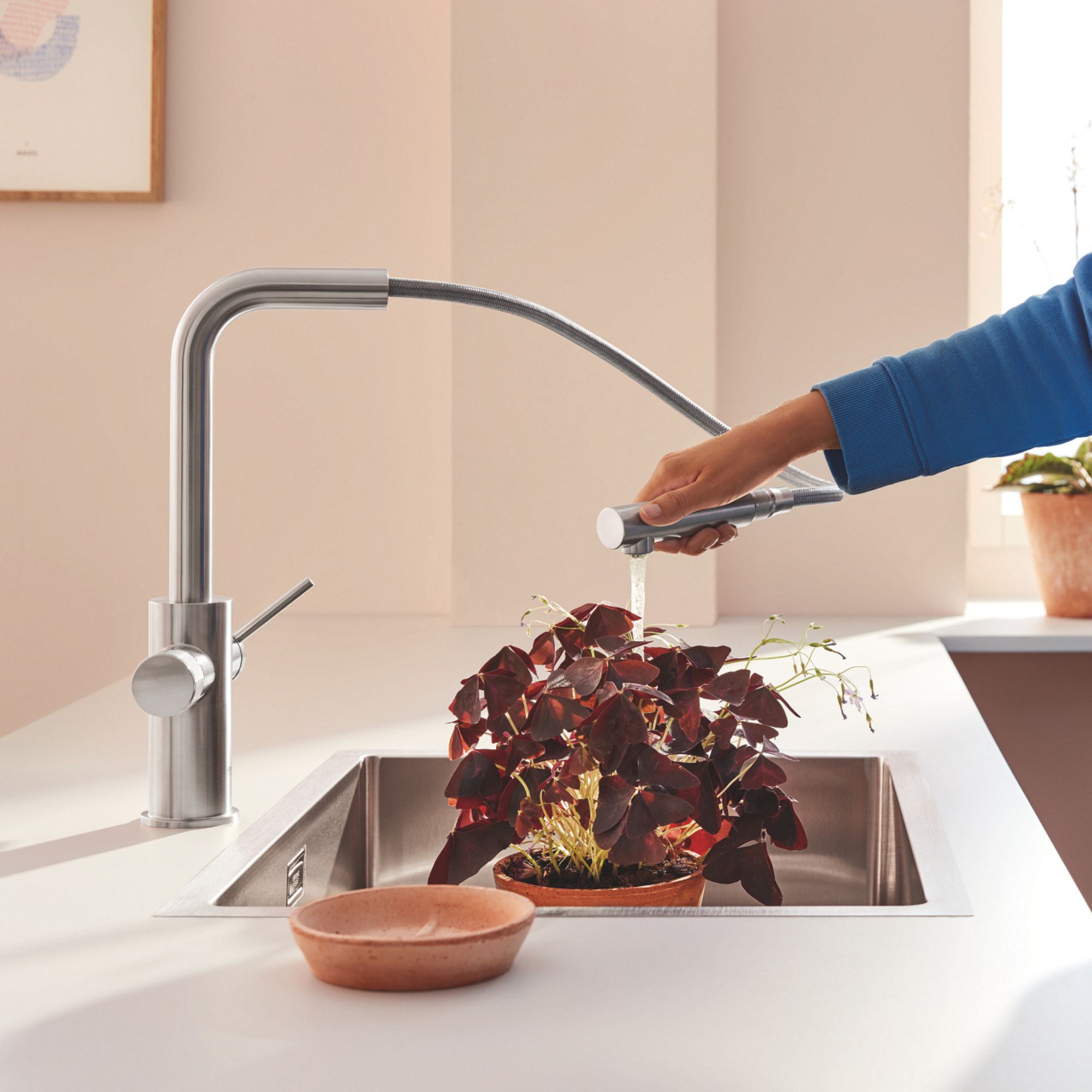 Grohe Blue Pure Minta Supersteel Stainless steel effect Pull-out Water ...