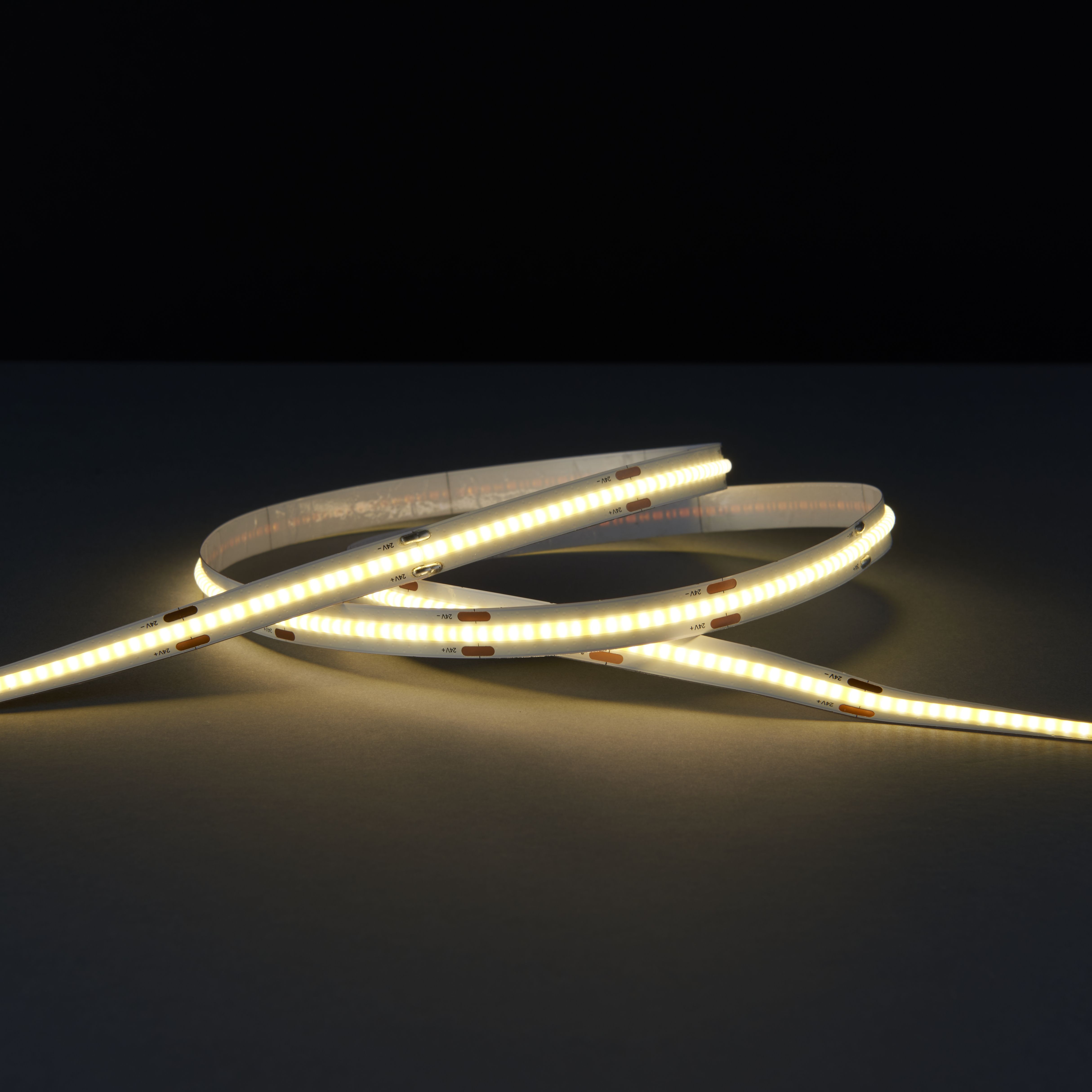 Harbour Studio Dotless Mains-powered LED Strip light kit IP20 1800lm (L)5m