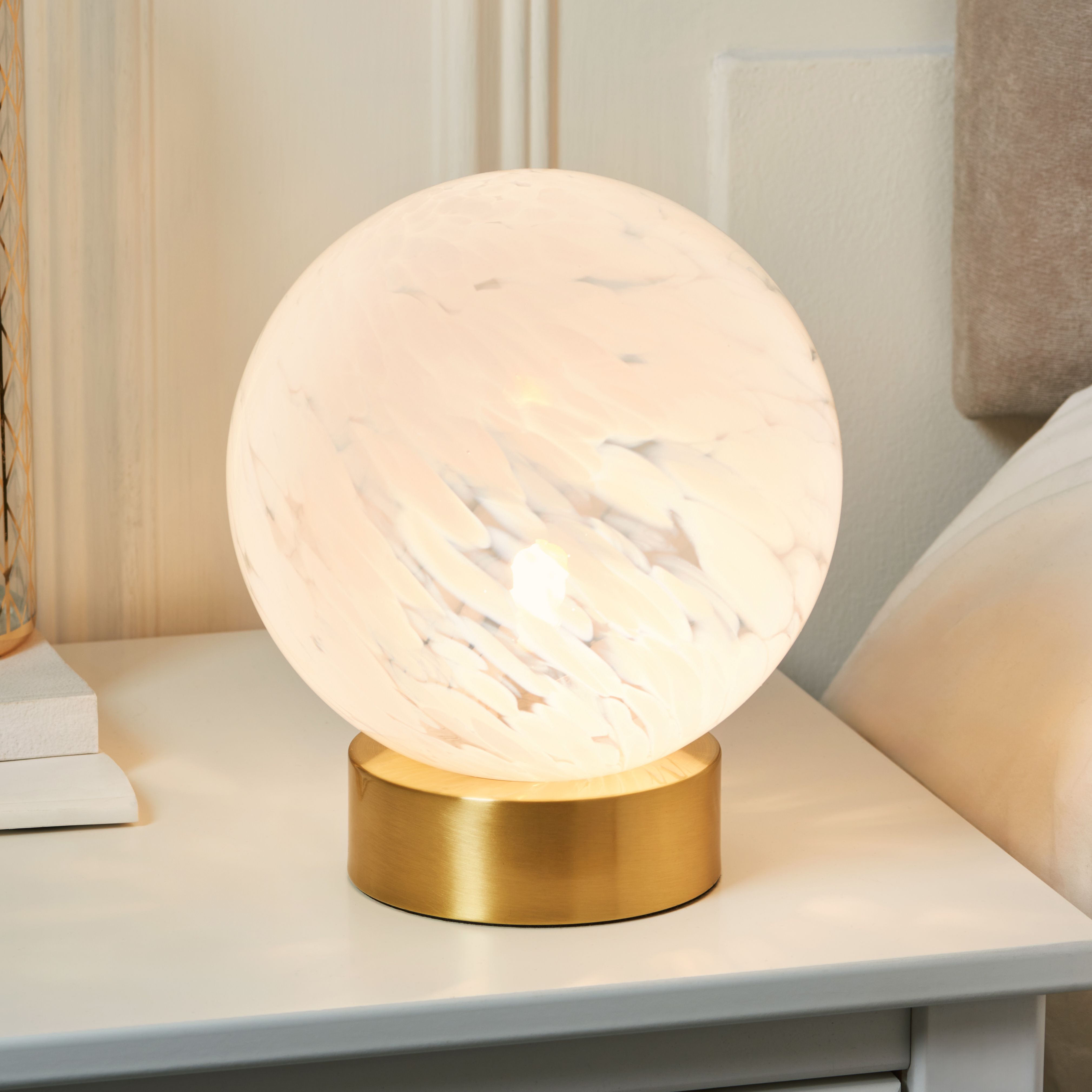 Harbour Studio Lucie Confetti Spherical Satin White Gold effect Table lamp