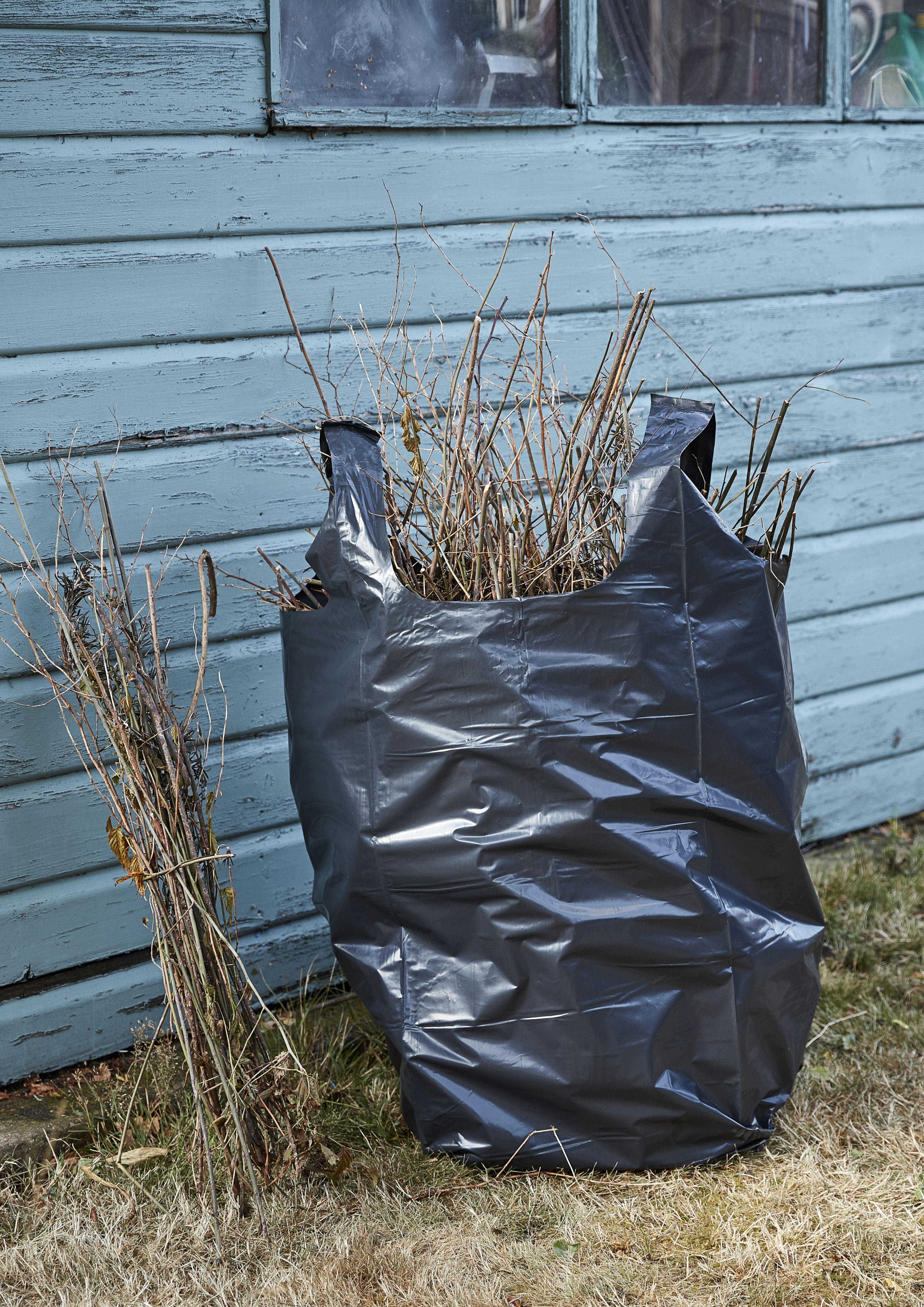 Heavy duty Black Rubble sack, 130L Pack of 5