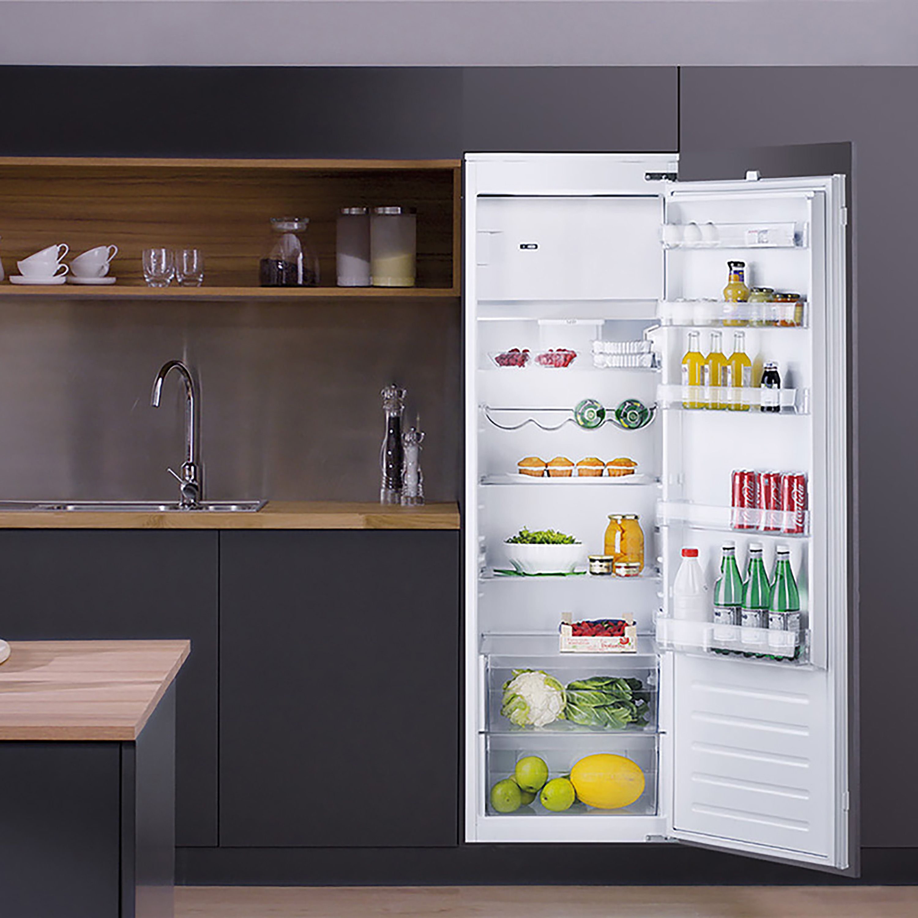 Hotpoint Integrated Fridge - White