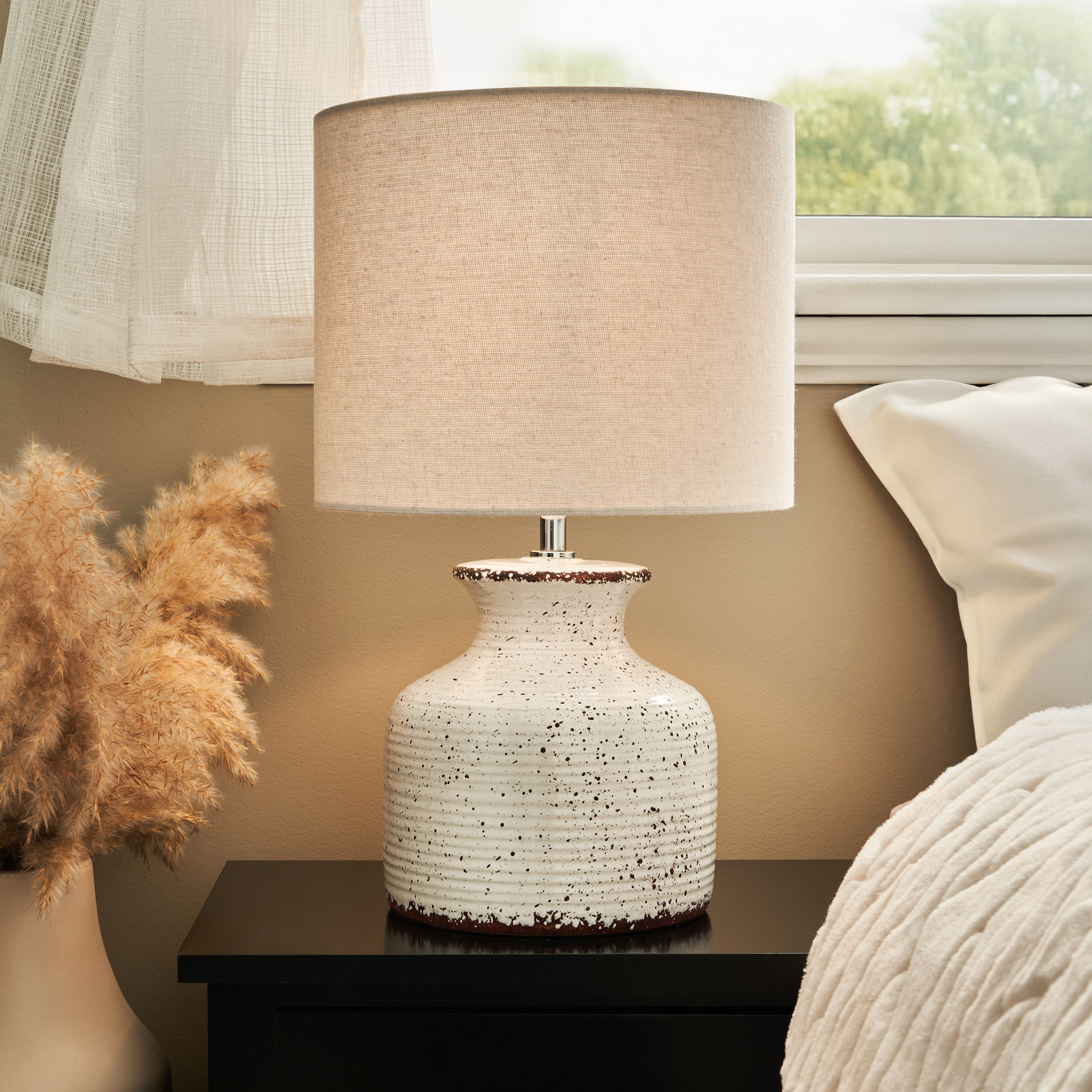 Inlight Capan Crackled Round Natural Distressed effect Table lamp