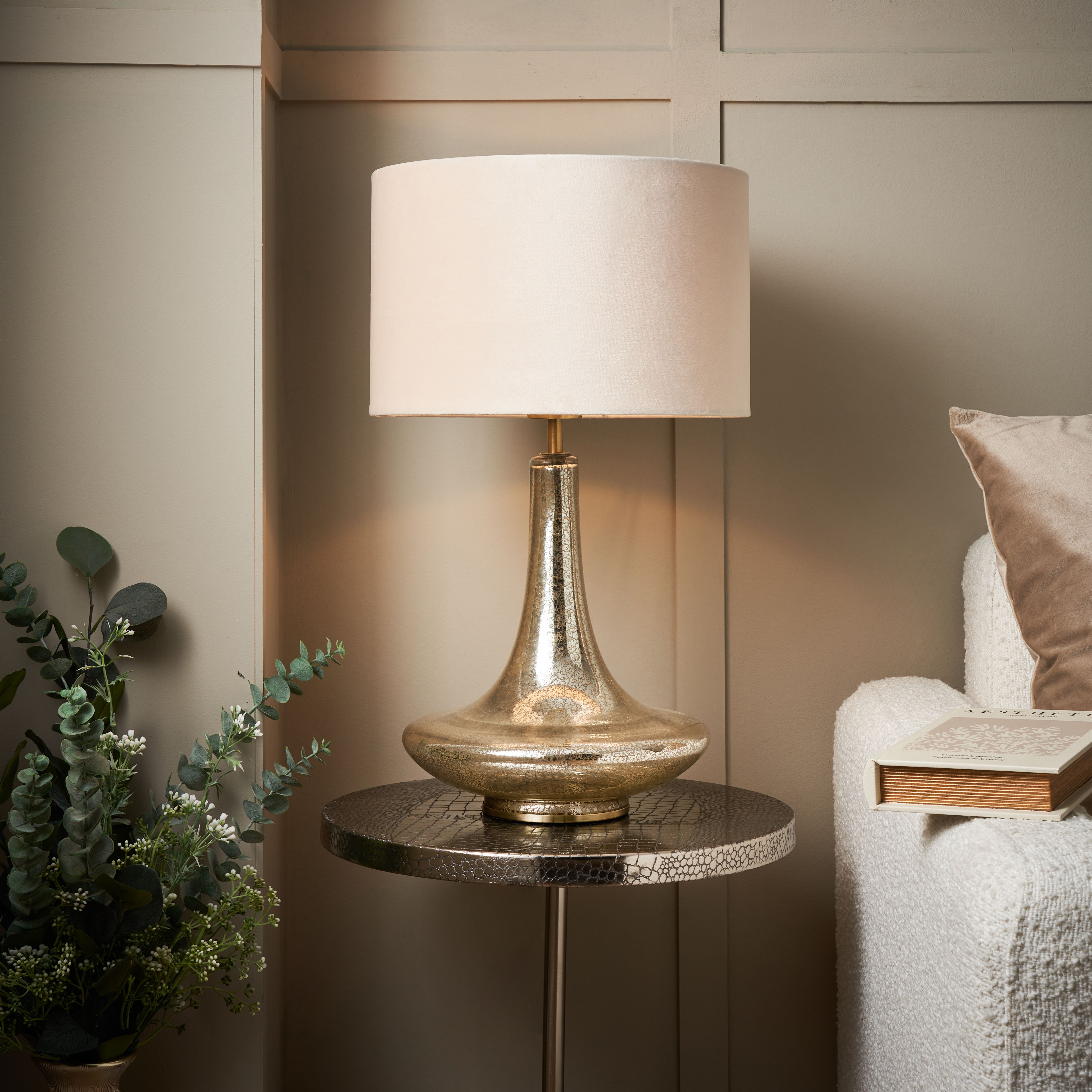 Inlight Passa Teardrop Ivory & Champagne Gold effect Table lamp
