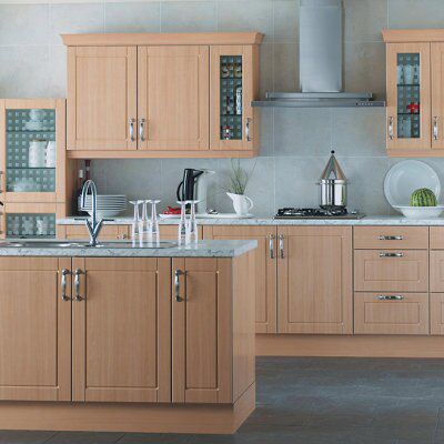 IT Kitchens Chilton Beech Effect Cabinet door (W)600mm | DIY at B&Q