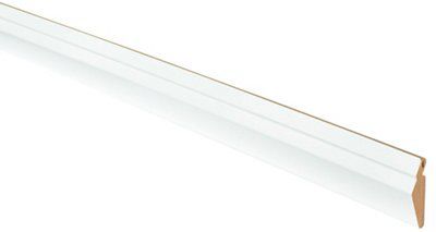 IT Kitchens Gloss White Straight Cornice, (L)2400mm | DIY at B&Q