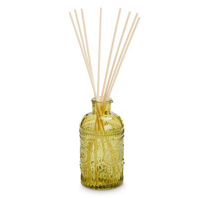 Jasmine Reed diffuser | DIY at B&Q