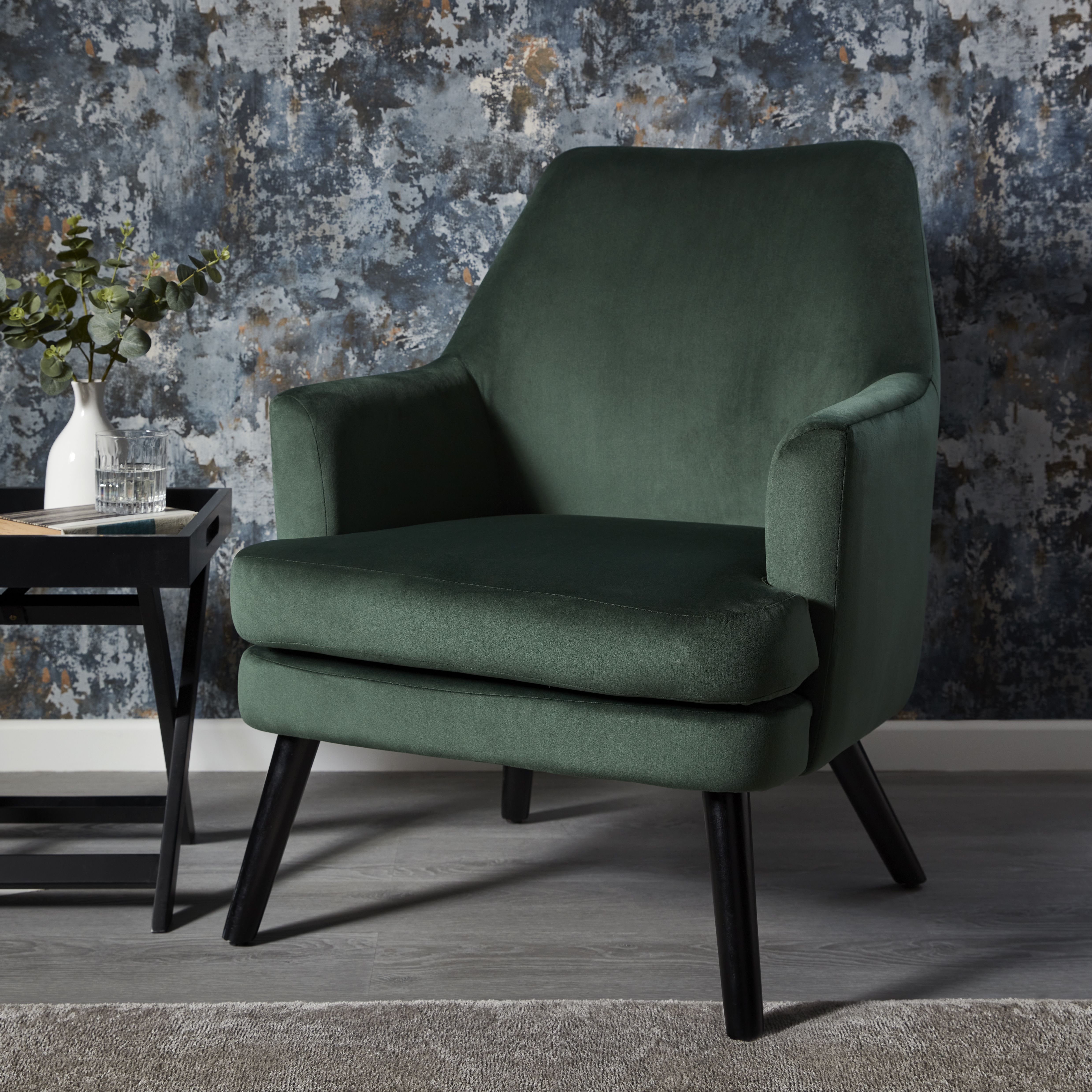 Kenver Dark green Velvet effect Relaxer chair H 895mm W 720mm D 735mm