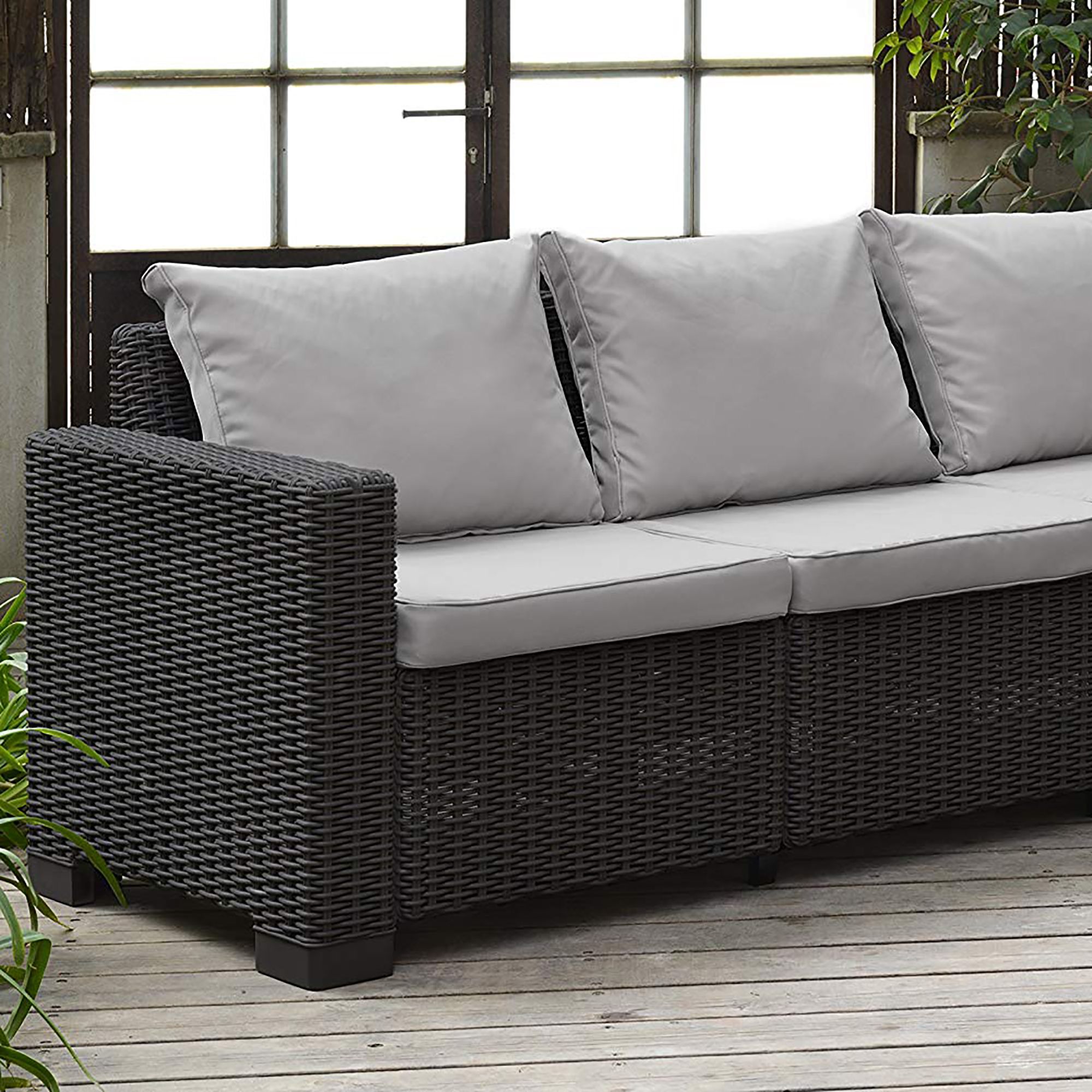 Keter California Grey Rattan effect 5 seater Coffee set