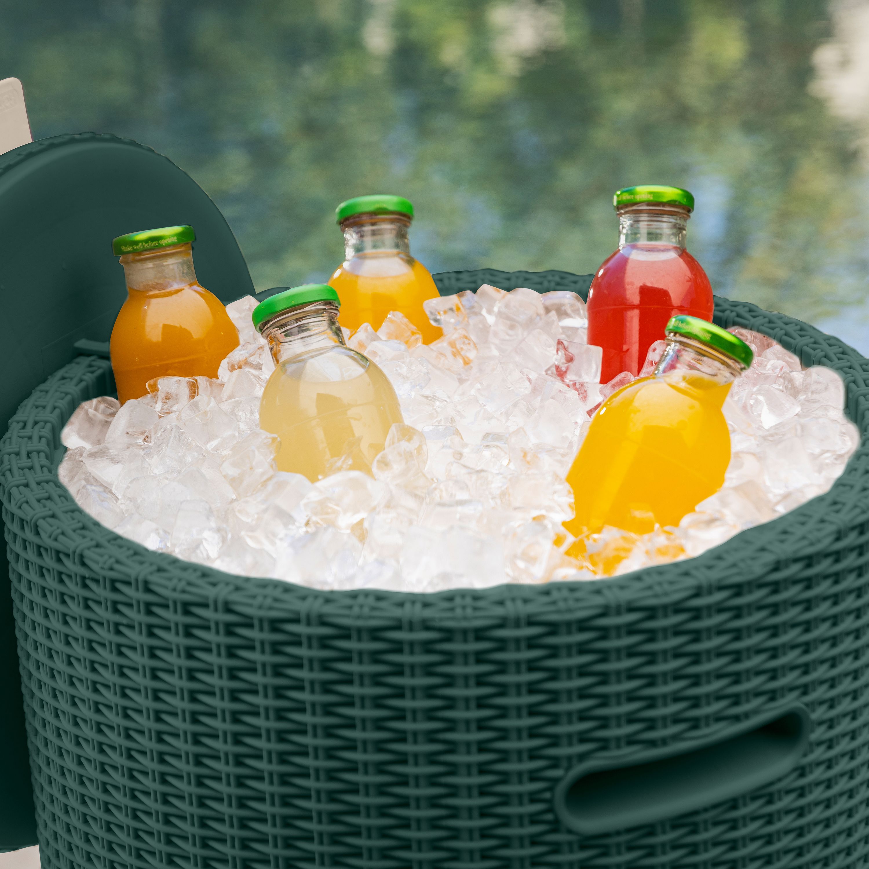 Keter Emerald green Plastic Cool stool