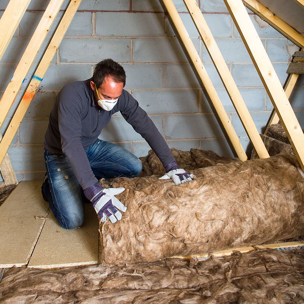 Knauf Eko Roll Loft insulation roll L 4.83m W 1.14m T 200mm