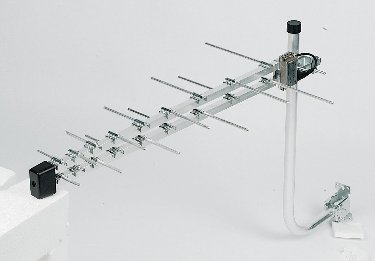 Labgear Log periodic Aerial | DIY at B&Q