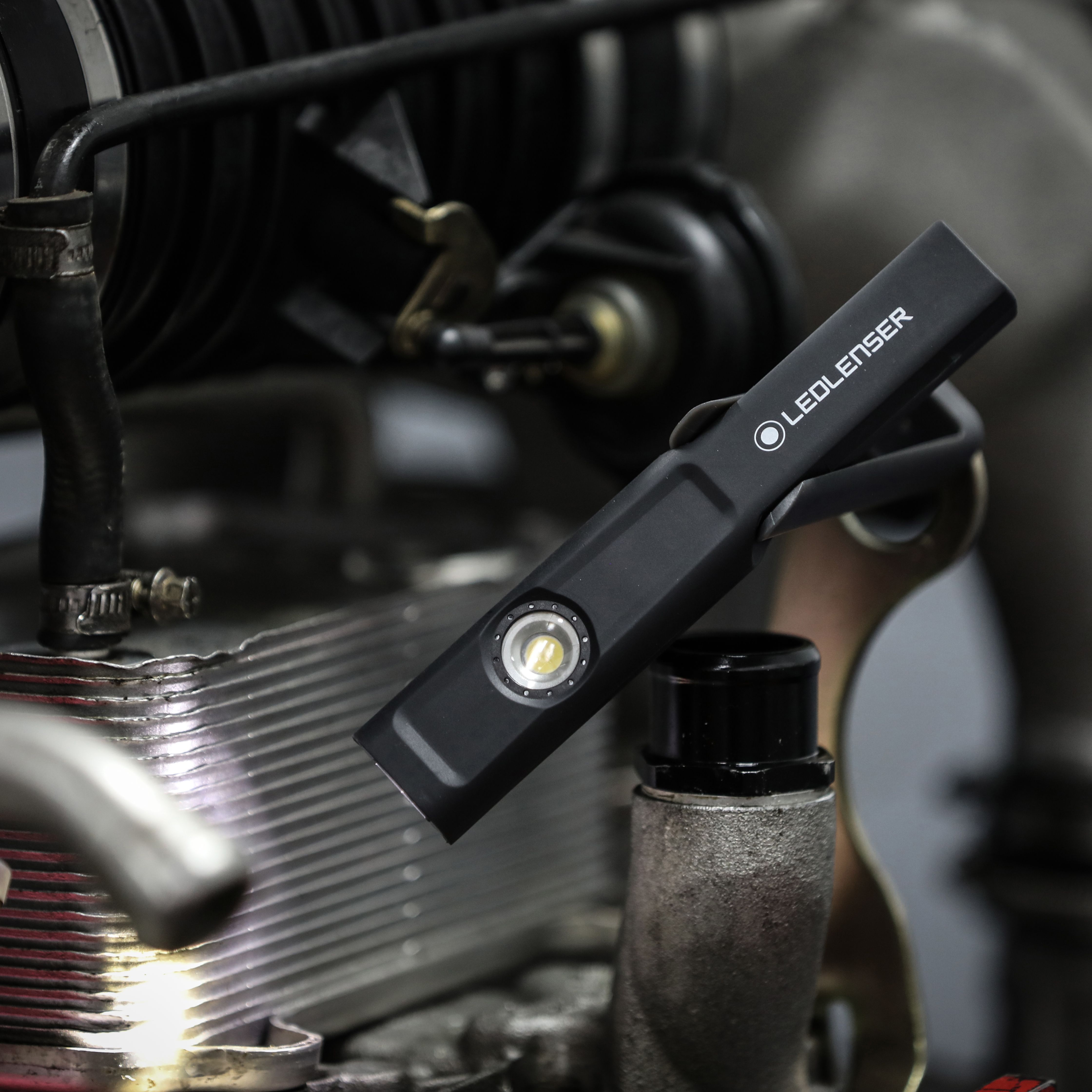 LEDLENSER IW4R BLACK RECHARGEABLE 150LM LED BATTERY-POWERED INSPECTION ...