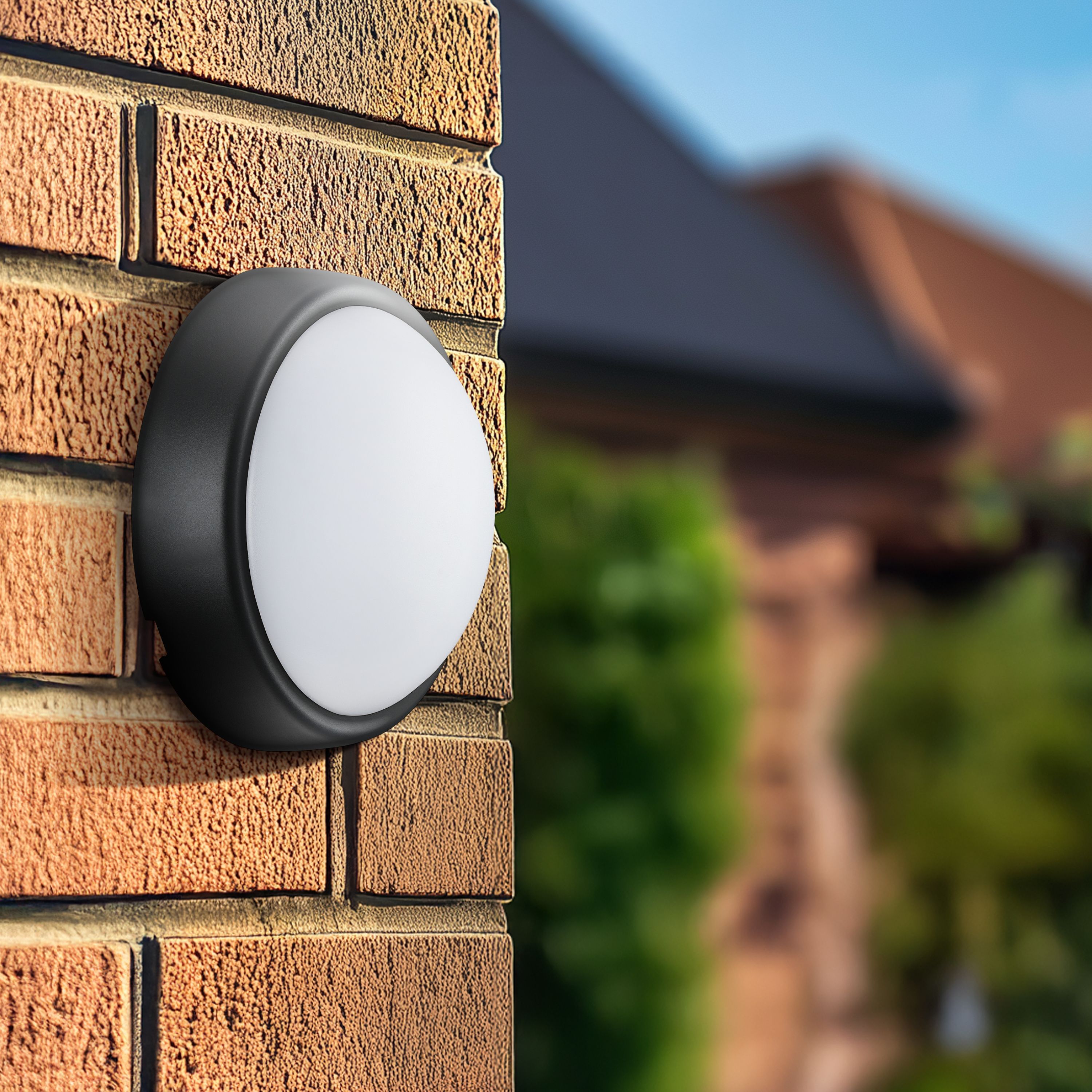 Luceco Fixed Black & White Mains-powered Outdoor Bulkhead wall light ...