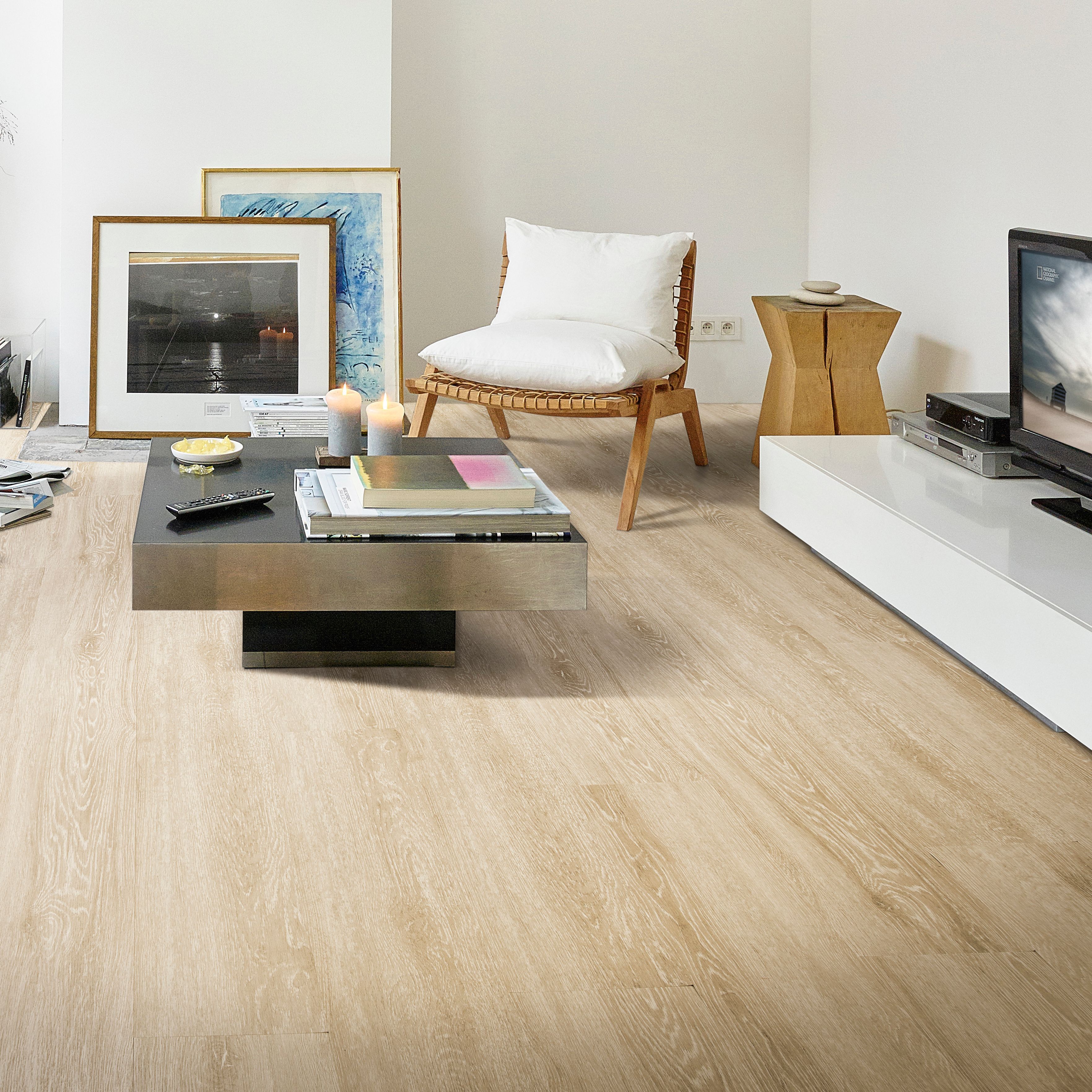 Luxury vinyl click flooring