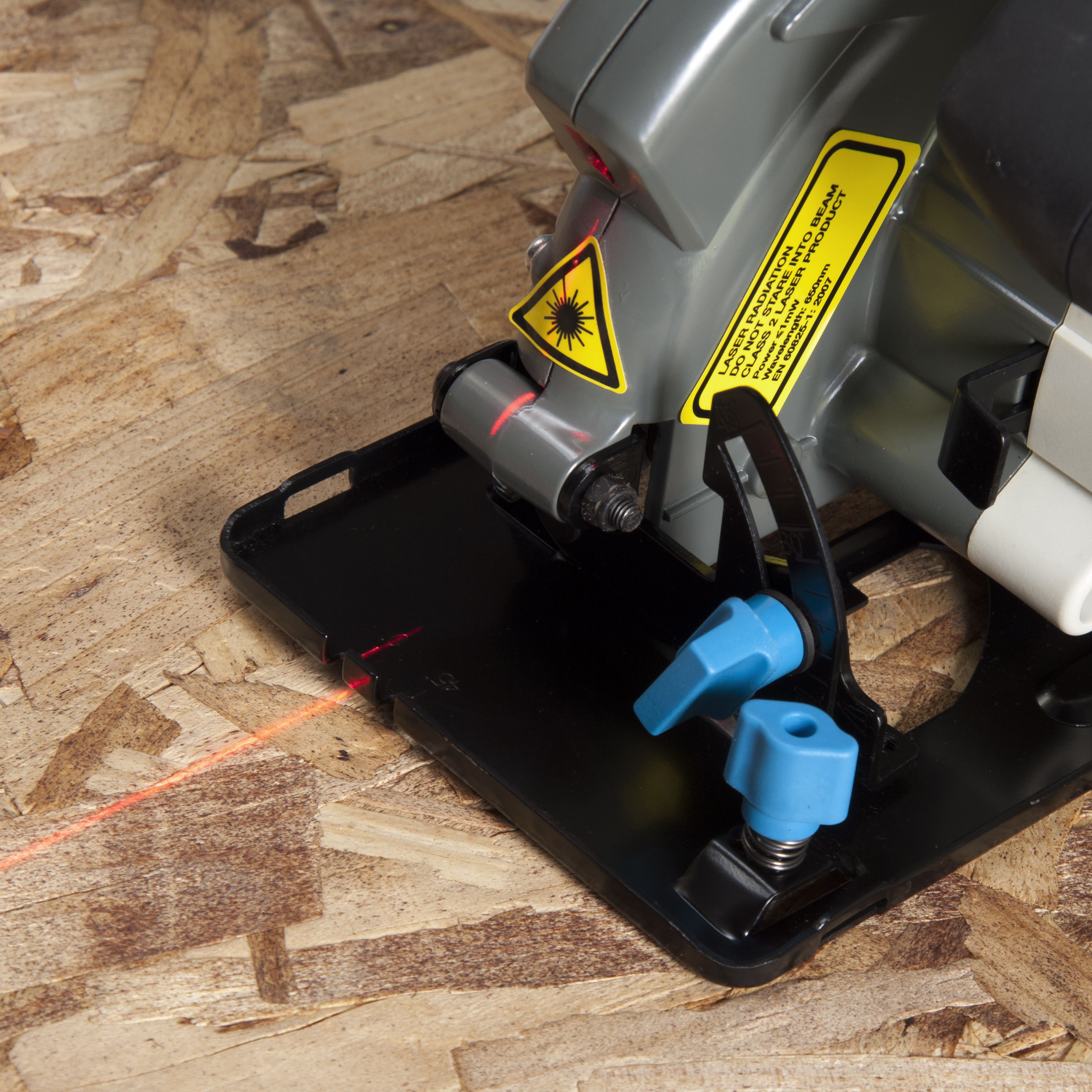 Mac Allister 1200W 220-240V 165mm Corded Circular saw MSCS1200